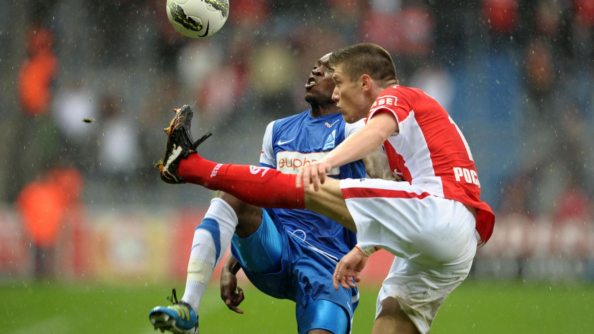 Standard-Genk avec deux équipes déforcées - rtbf.be