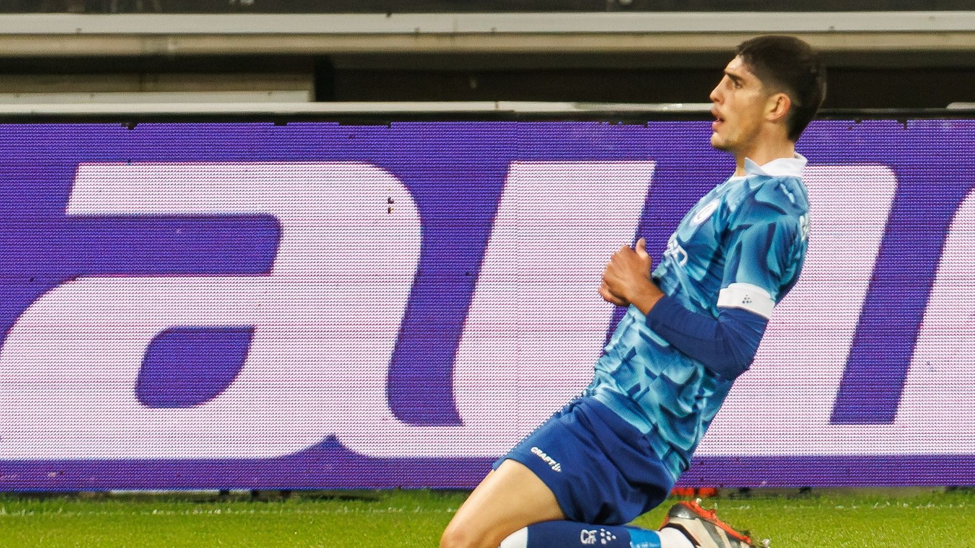 En supériorité numérique pendant 70 minutes, le Standard s’impose face ...