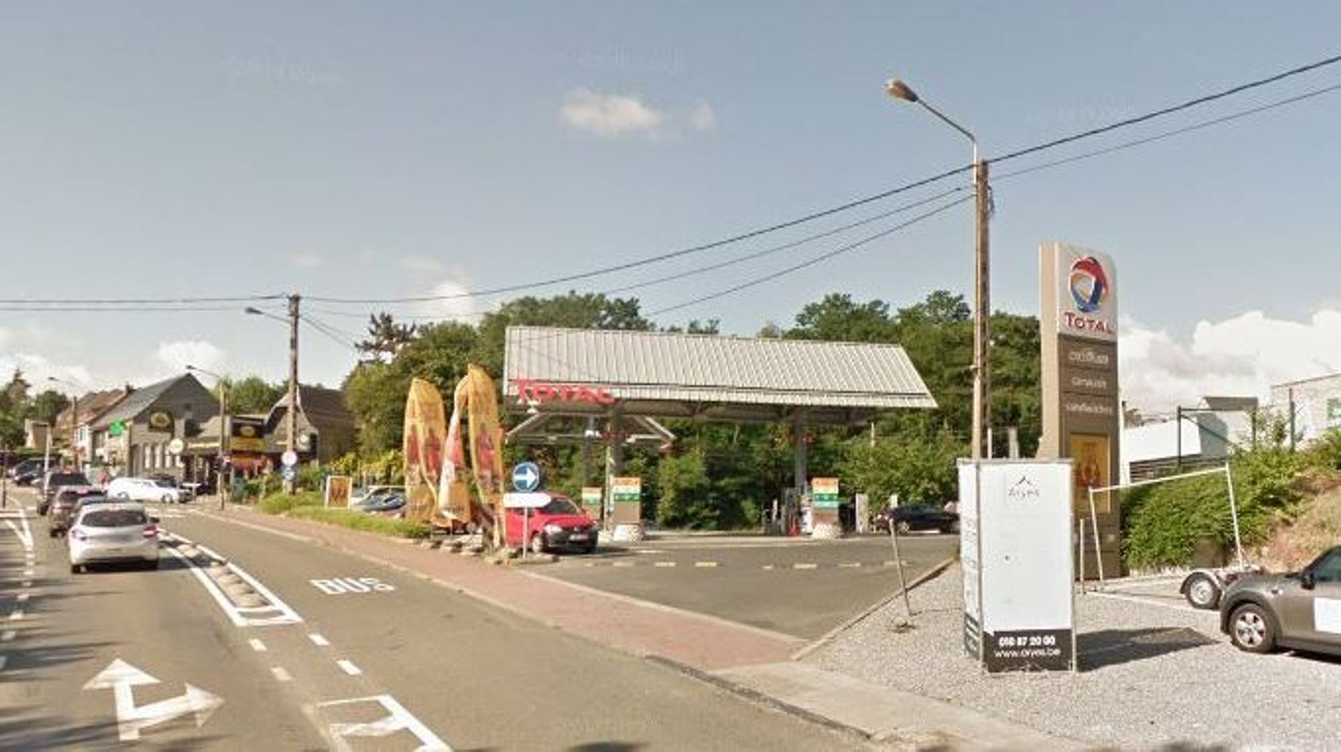 Evacuation d'une station-service à Wavre en raison d'une odeur de gaz ...