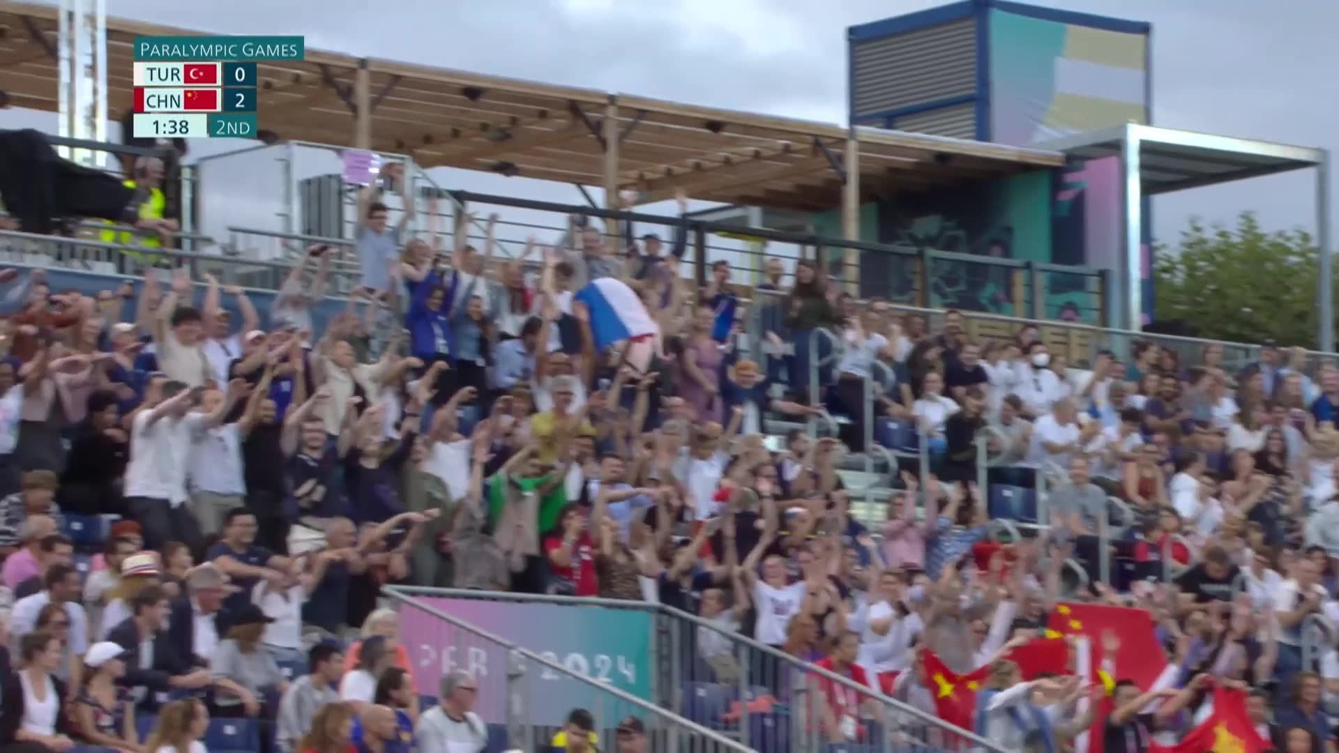 La belle image de ces Jeux Paralympiques : une ola silencieuse pour ...