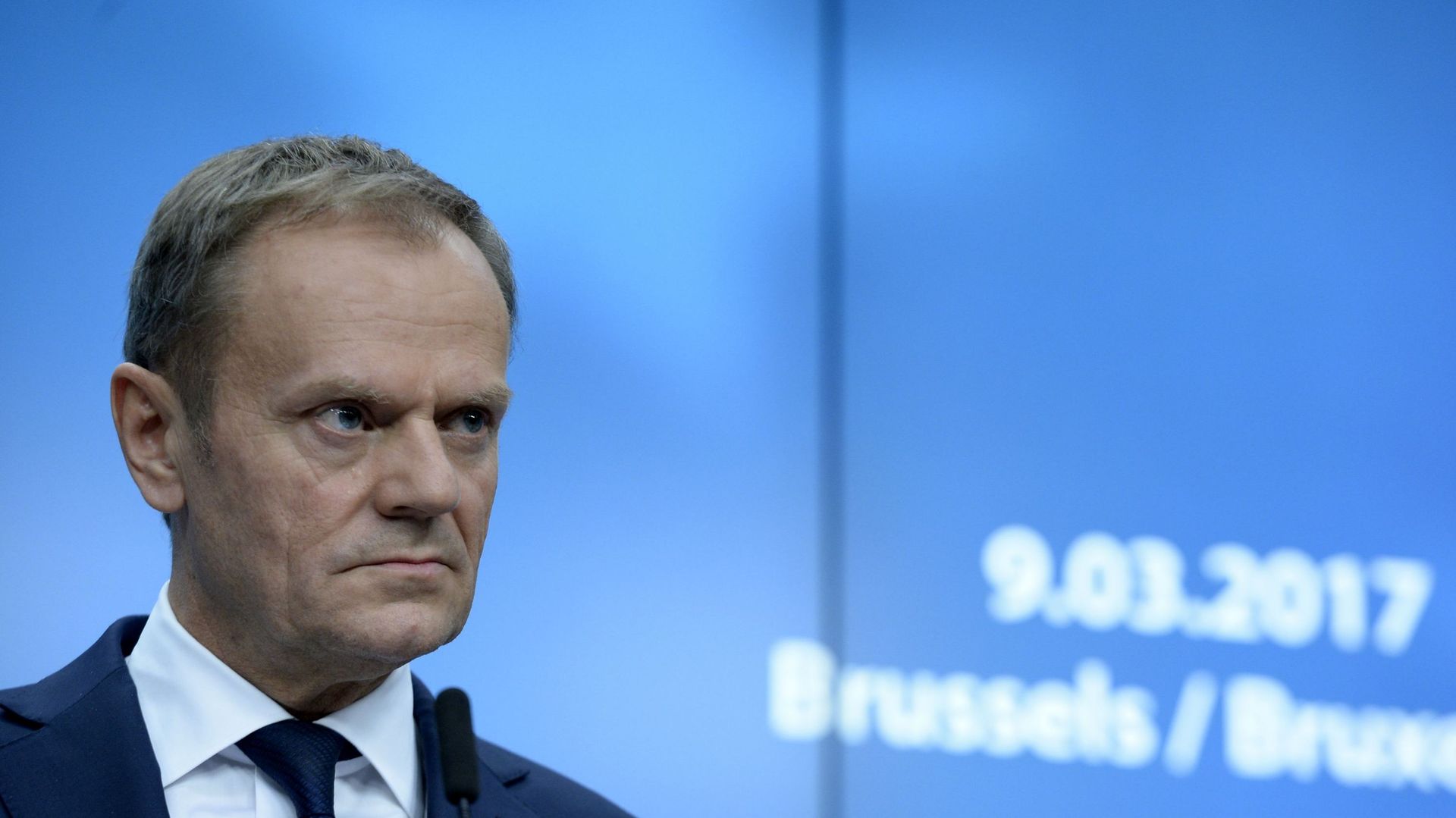 Crash de Smolensk: Tusk accusé à Varsovie de 'trahison diplomatique ...