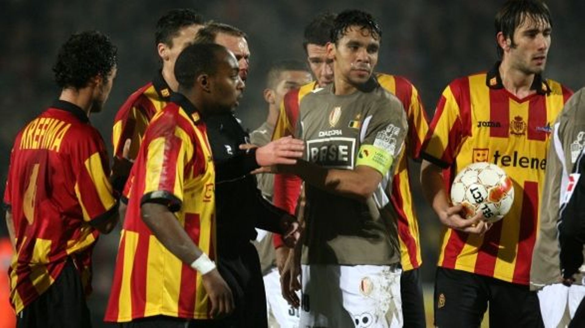 Malines et le Standard se neutralisent - RTBF Actus