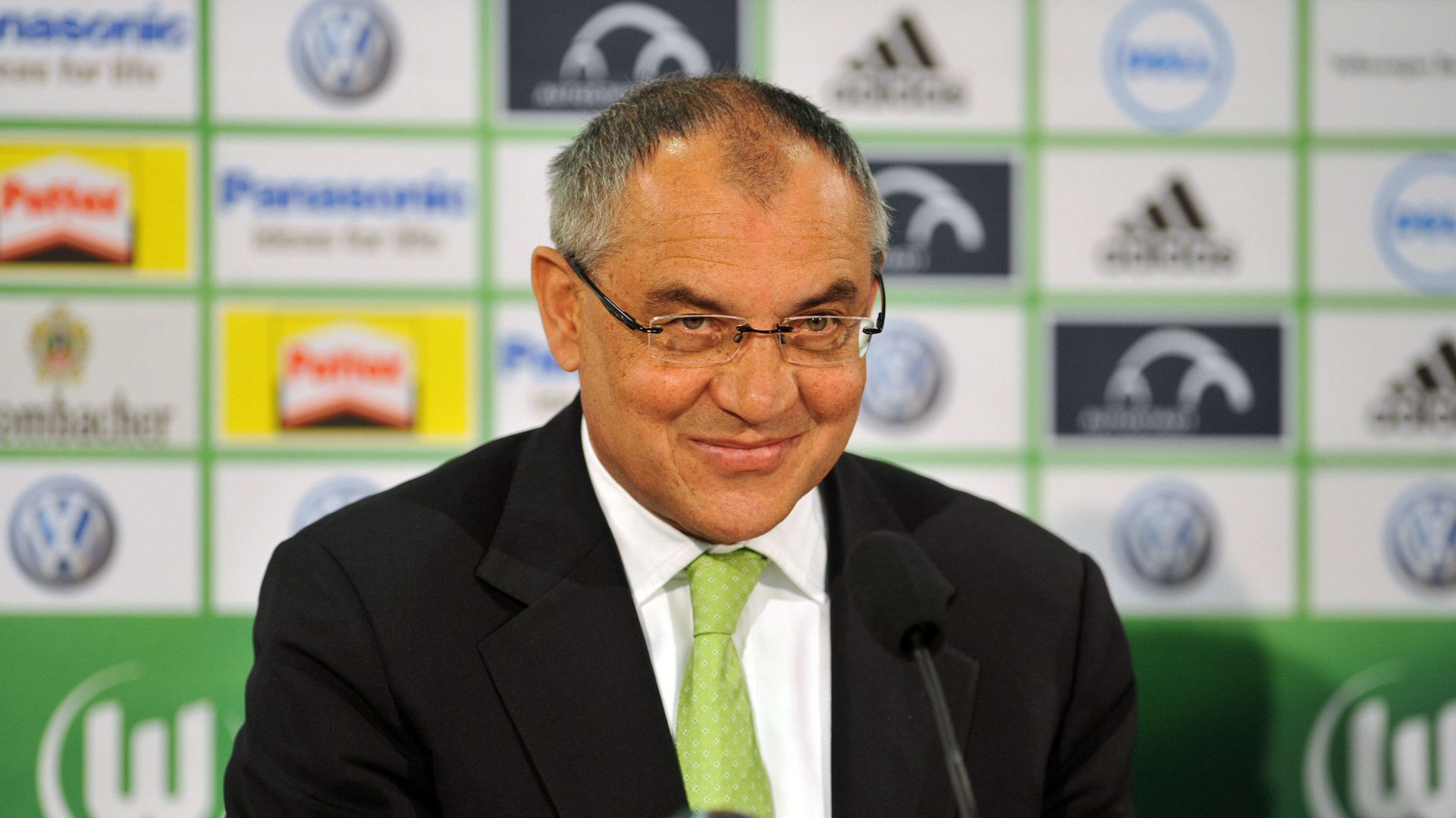 Une Bentley pour Magath ? - RTBF Actus