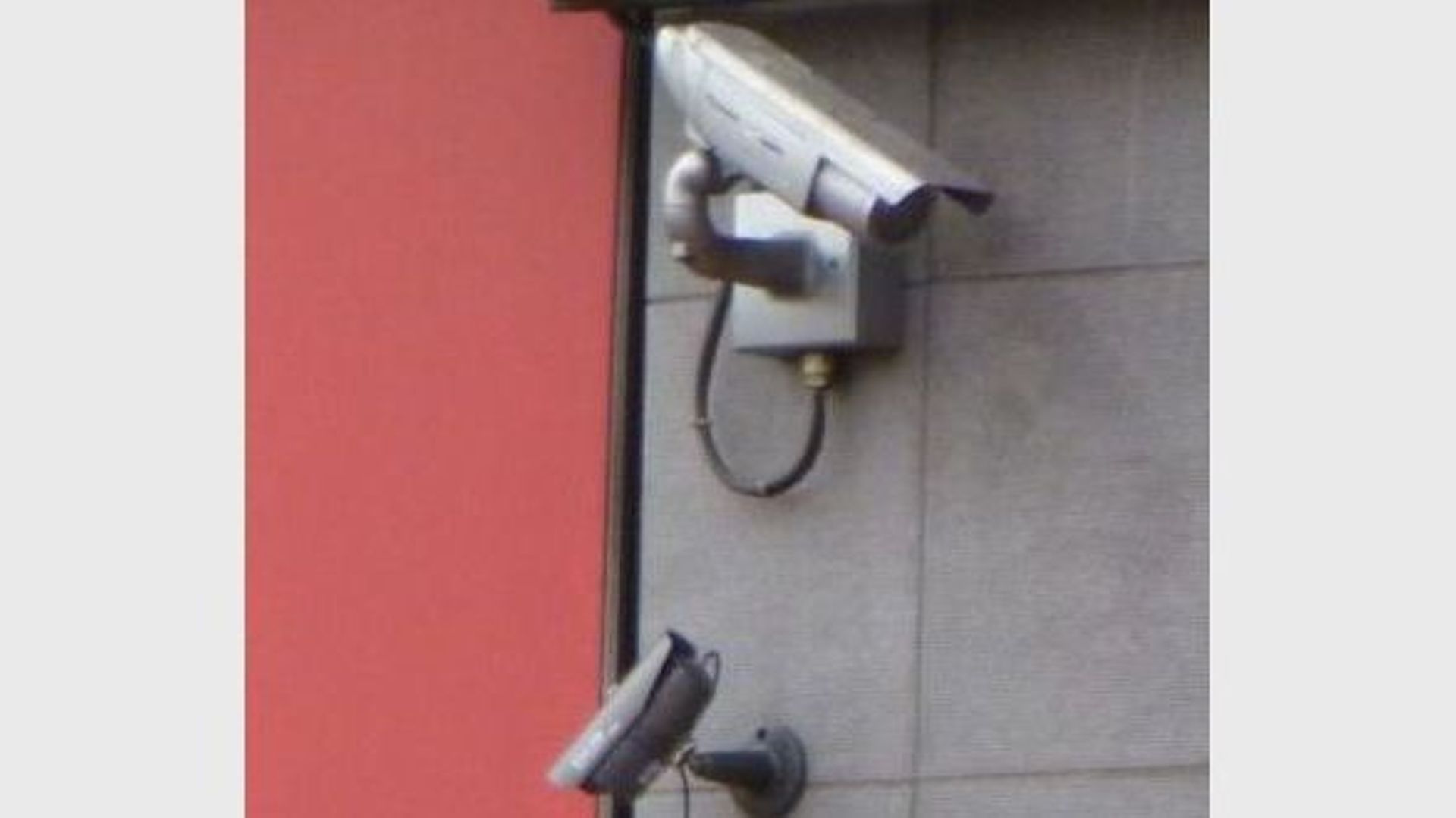Les caméras de surveillance s'installent à La Louvière - RTBF Actus