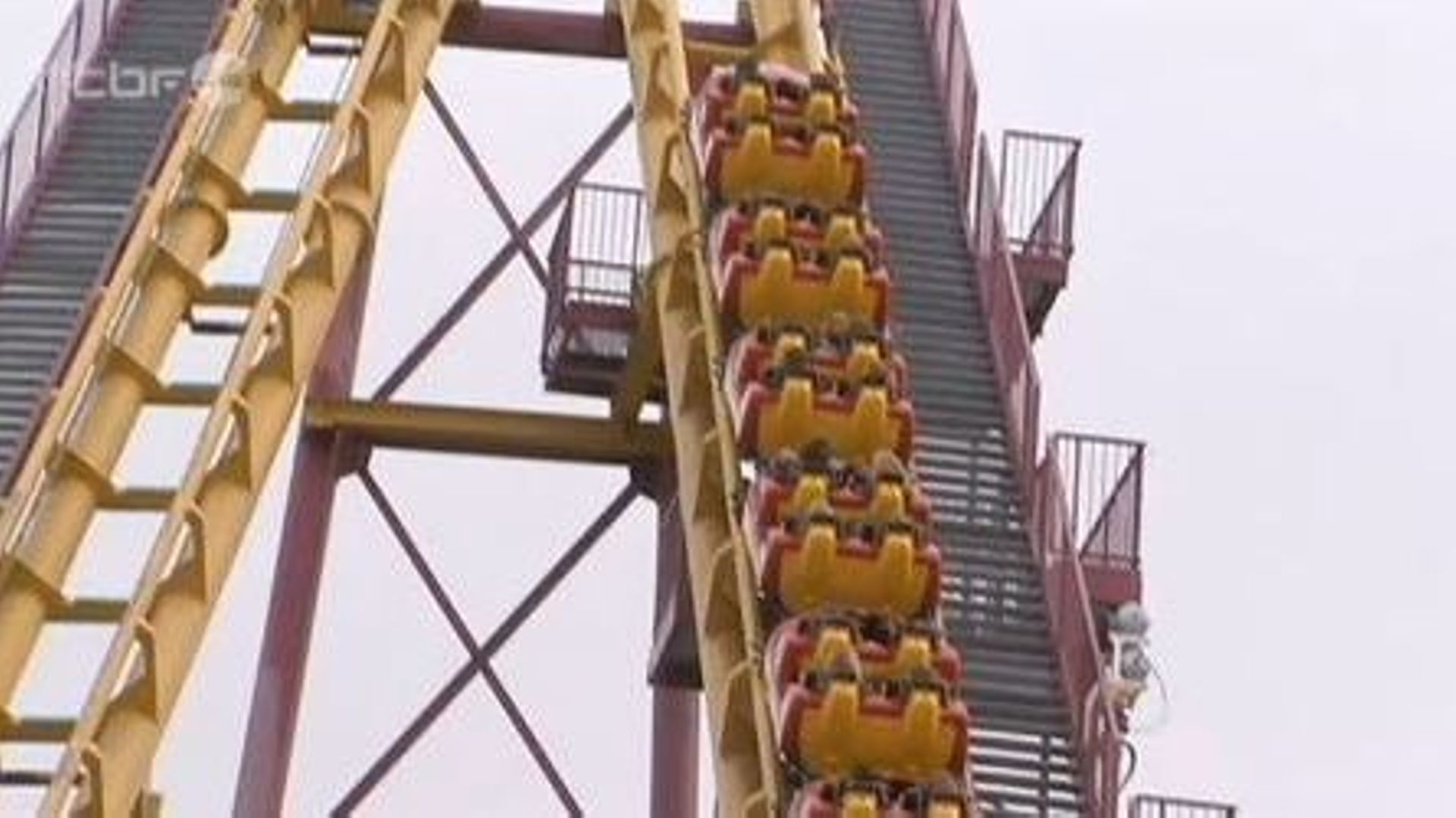 Walibi: deux attractions connaissent des avaries le même jour - RTBF Actus