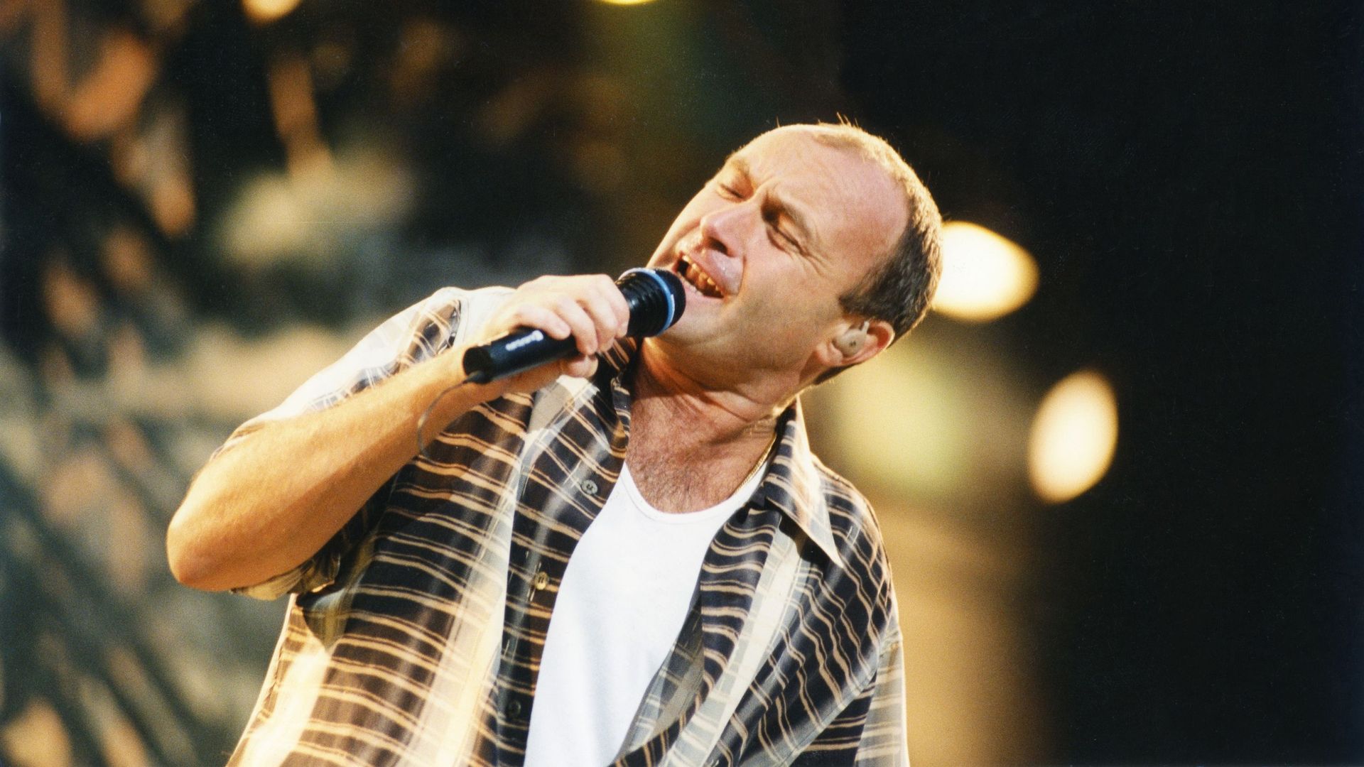 Phil Collins : regardez le documentaire sur la vie du batteur de ...