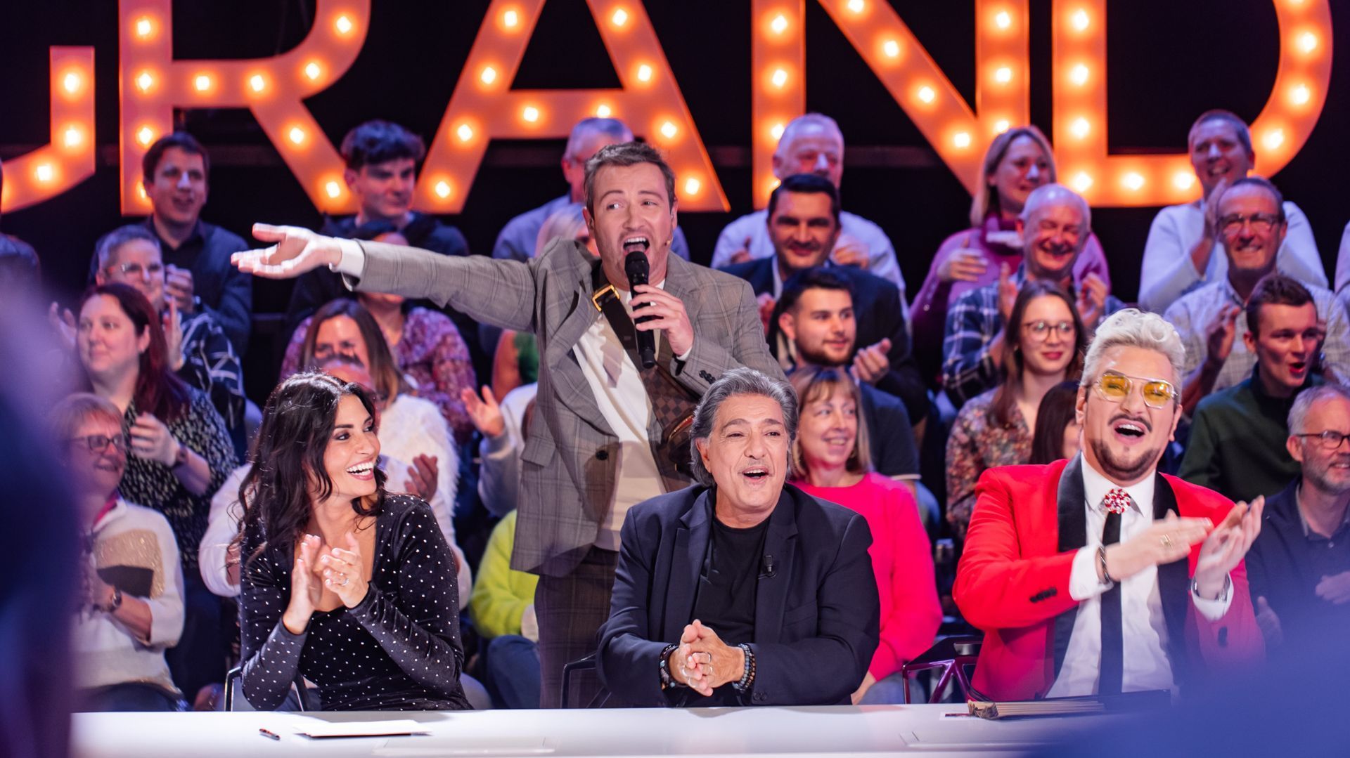 Best of Grand Cactus : Fabrizio rend hommage à Frédéric François sur le ...