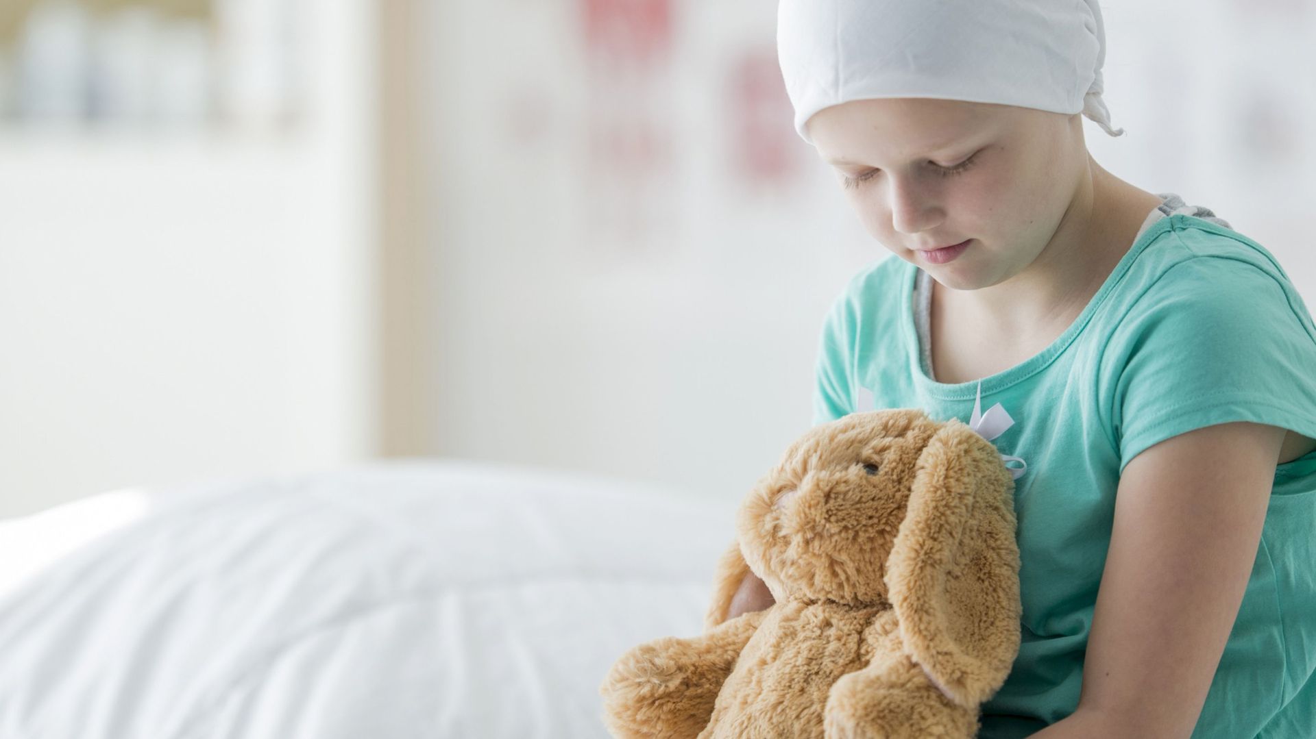 Cancer de l'enfant : l'espoir de l'ADN tumoral pour adapter les ...