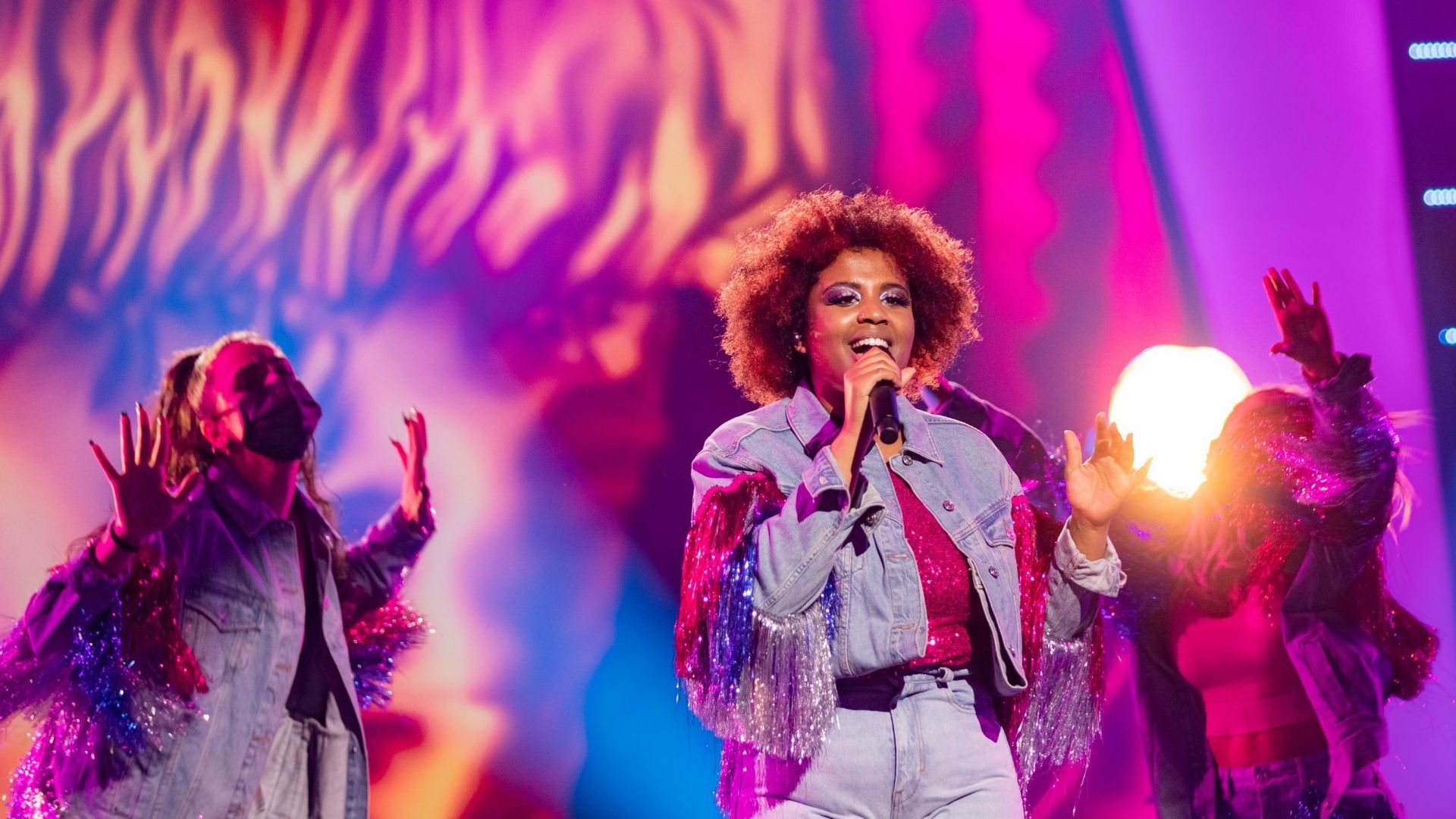 The Voice 2021 : En chantant 'All about that bass', Edith veut ...