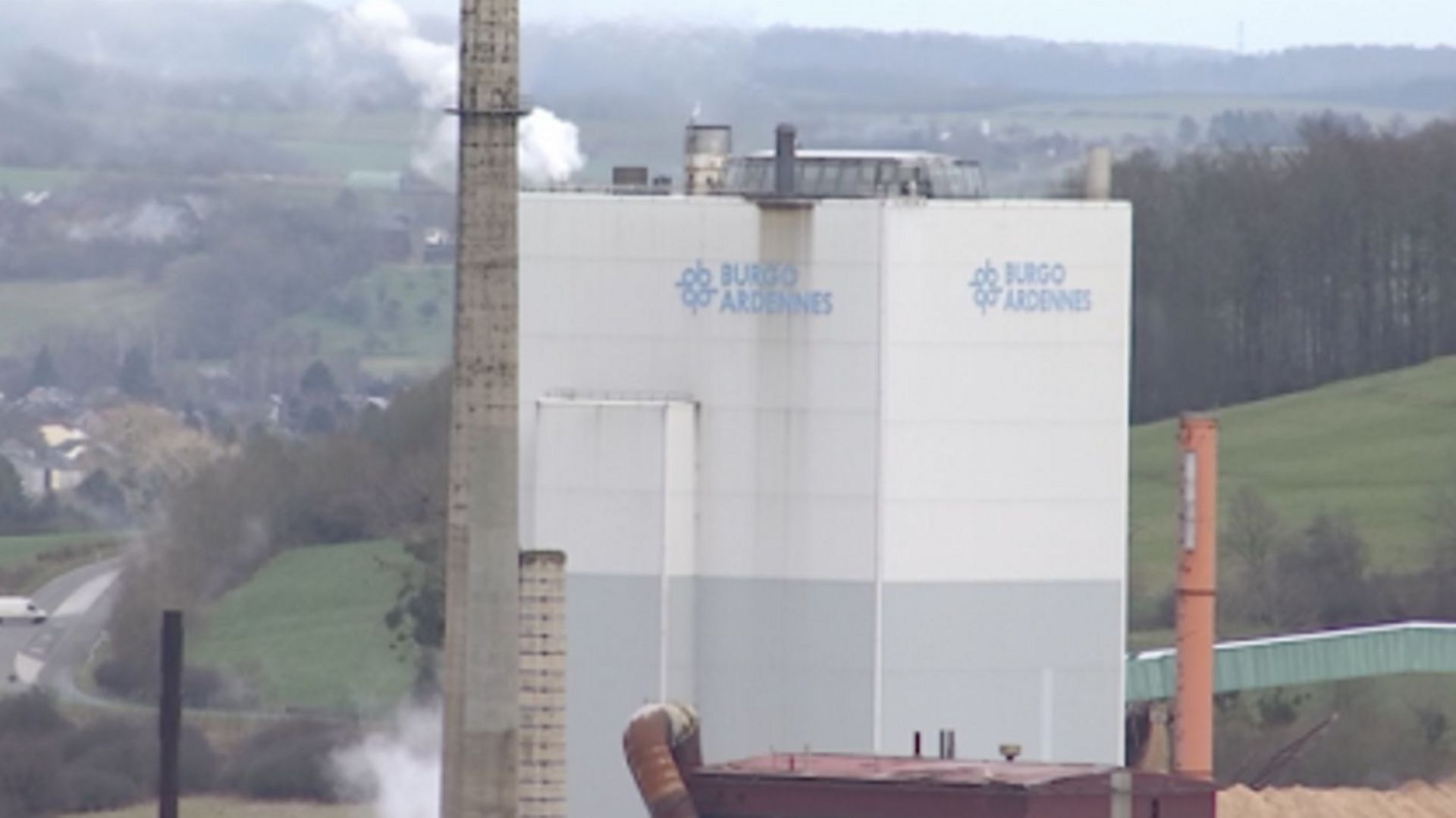 Virton : L'usine Burgo Ardennes a redémarré - RTBF Actus