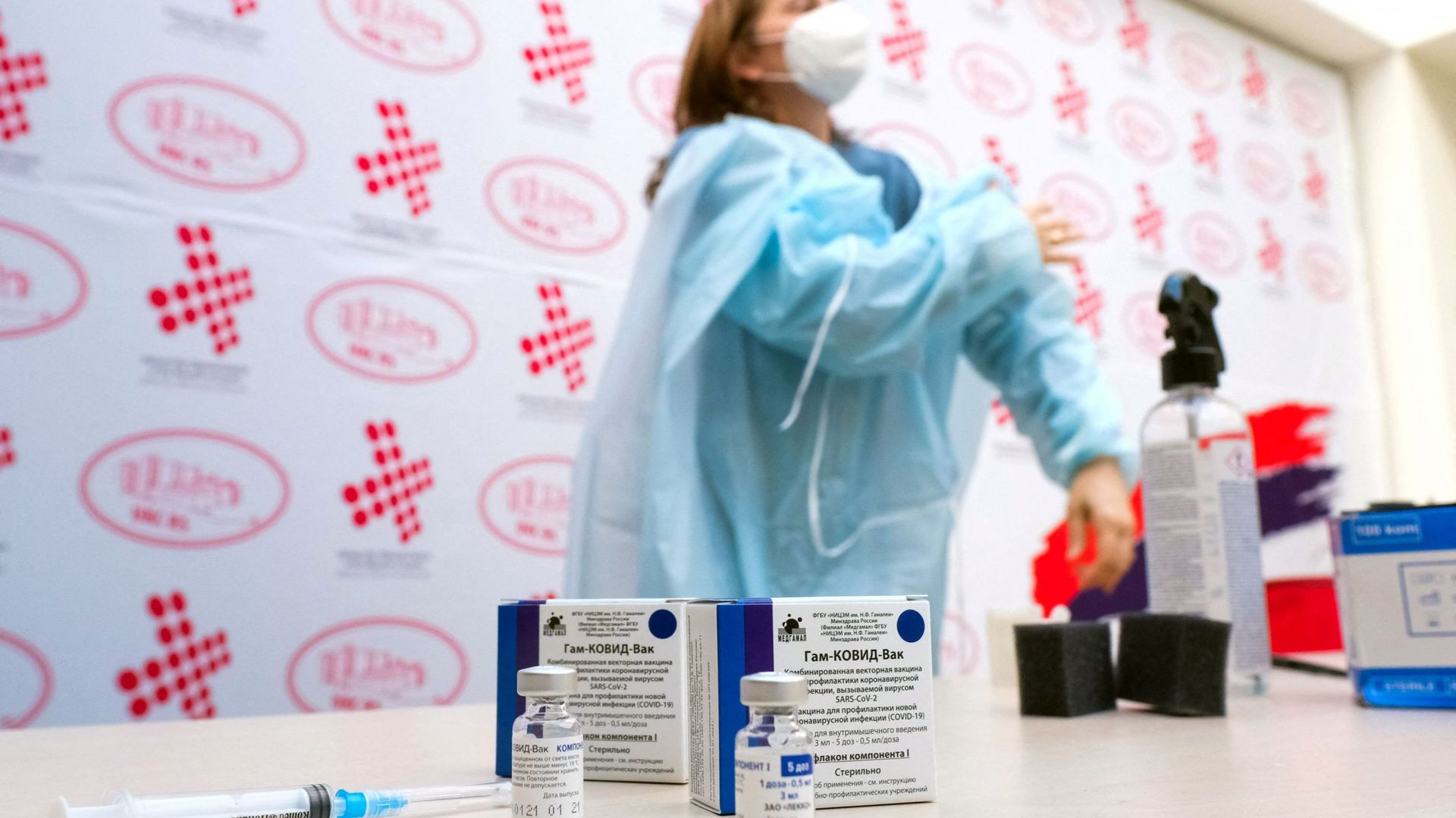 Vaccin anti-coronavirus : l'UE va doubler sa contribution à Covax pour ...