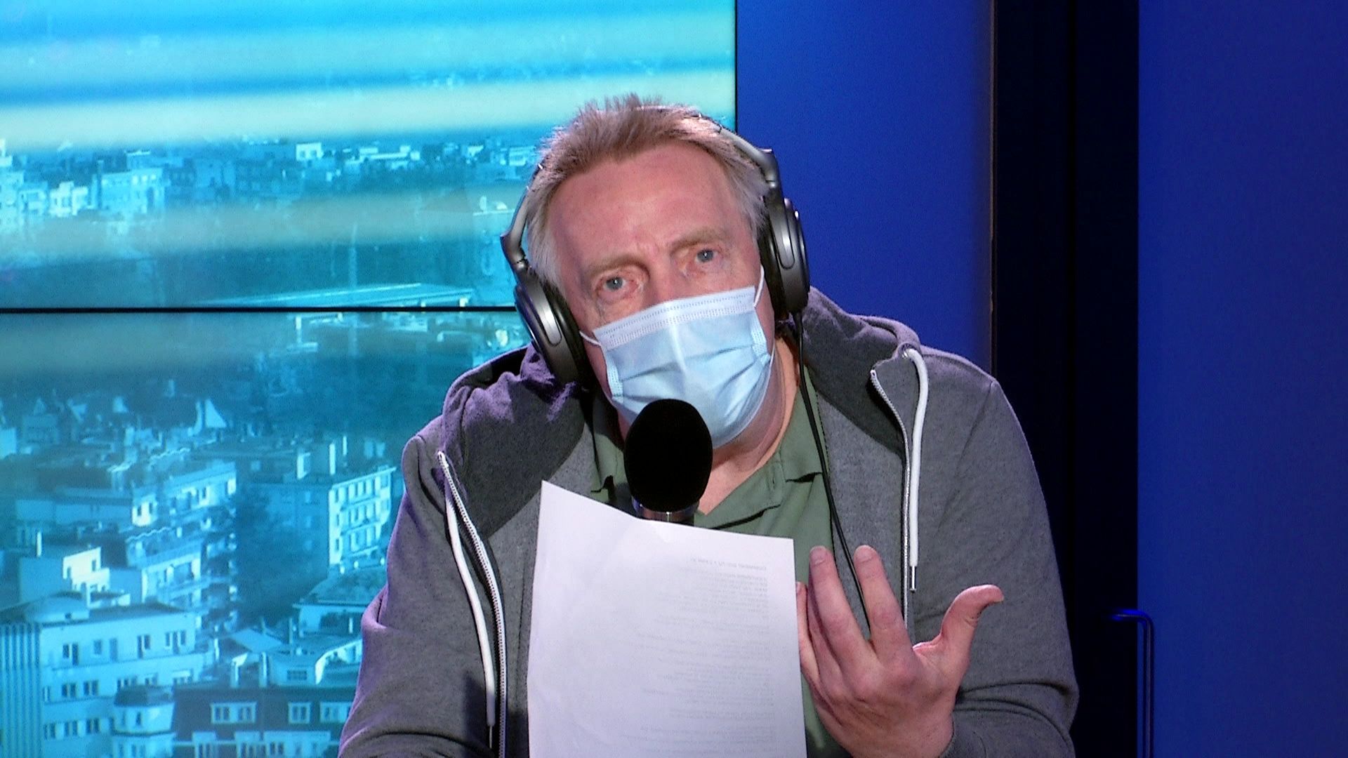 Comment dis-tu ? Mon appareil auditif est foutu nous raconte Jean-Luc ...