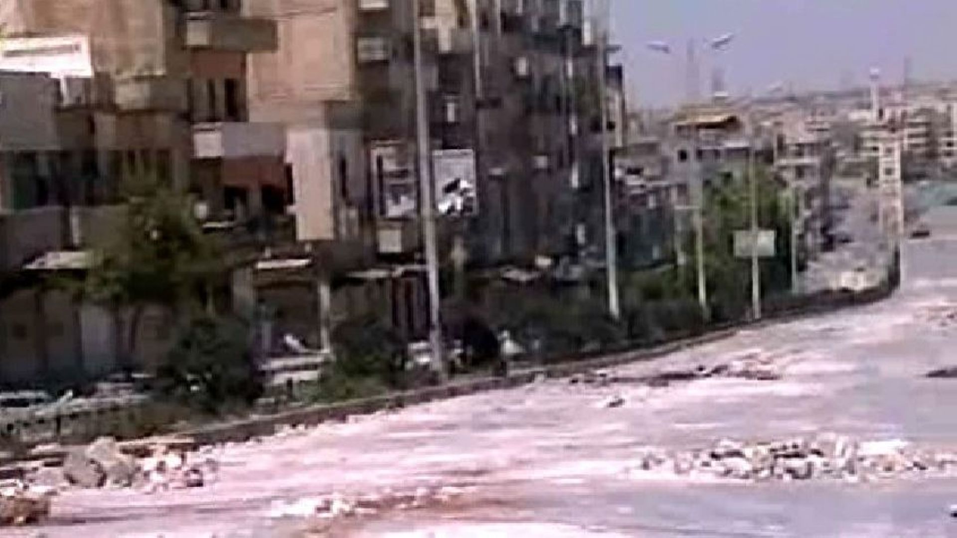 Syrie: l'armée quitte Hama, prend Sirmine - RTBF Actus