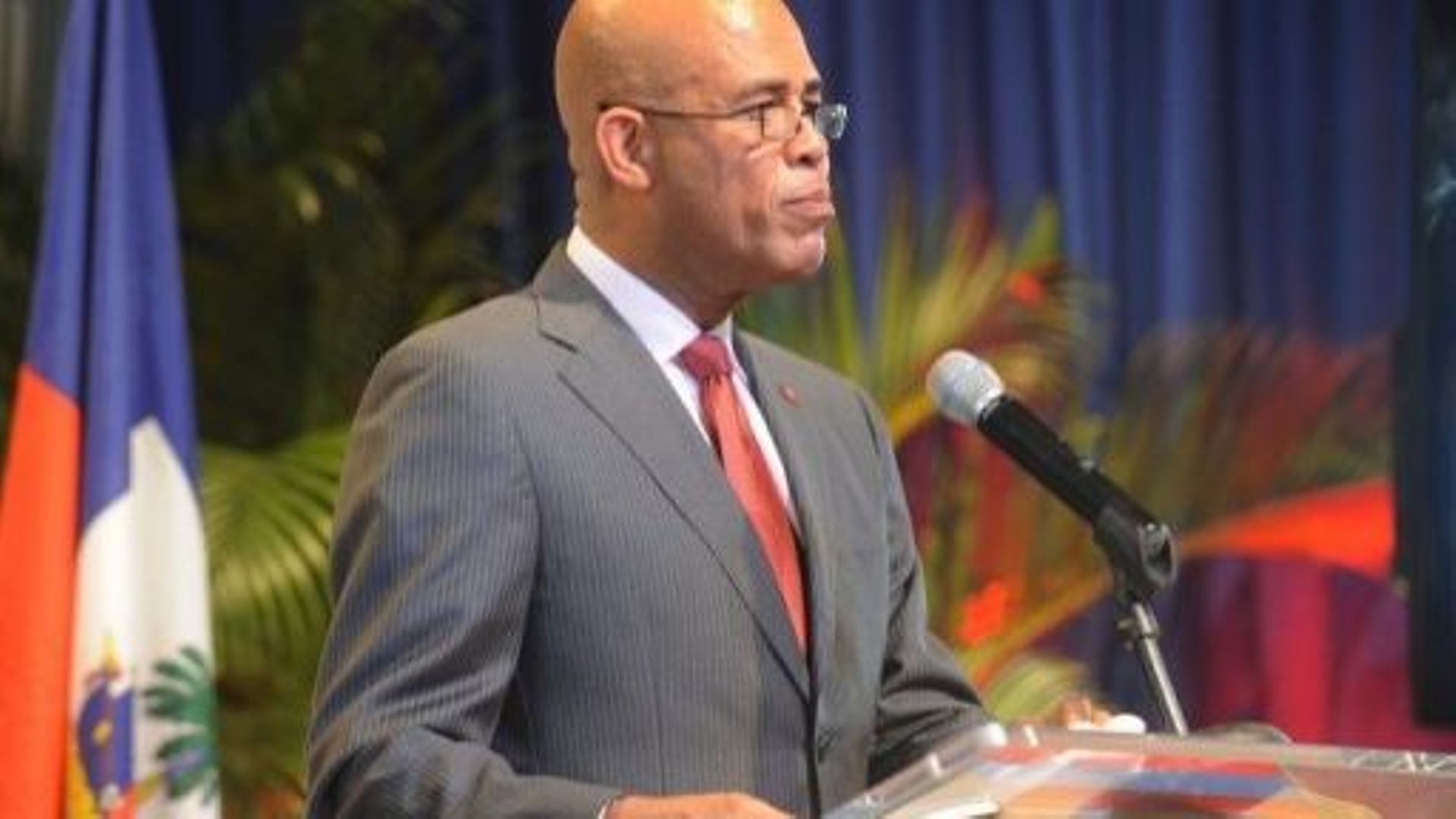 Le nouveau président d'Haïti va devoir composer avec un parlement ...