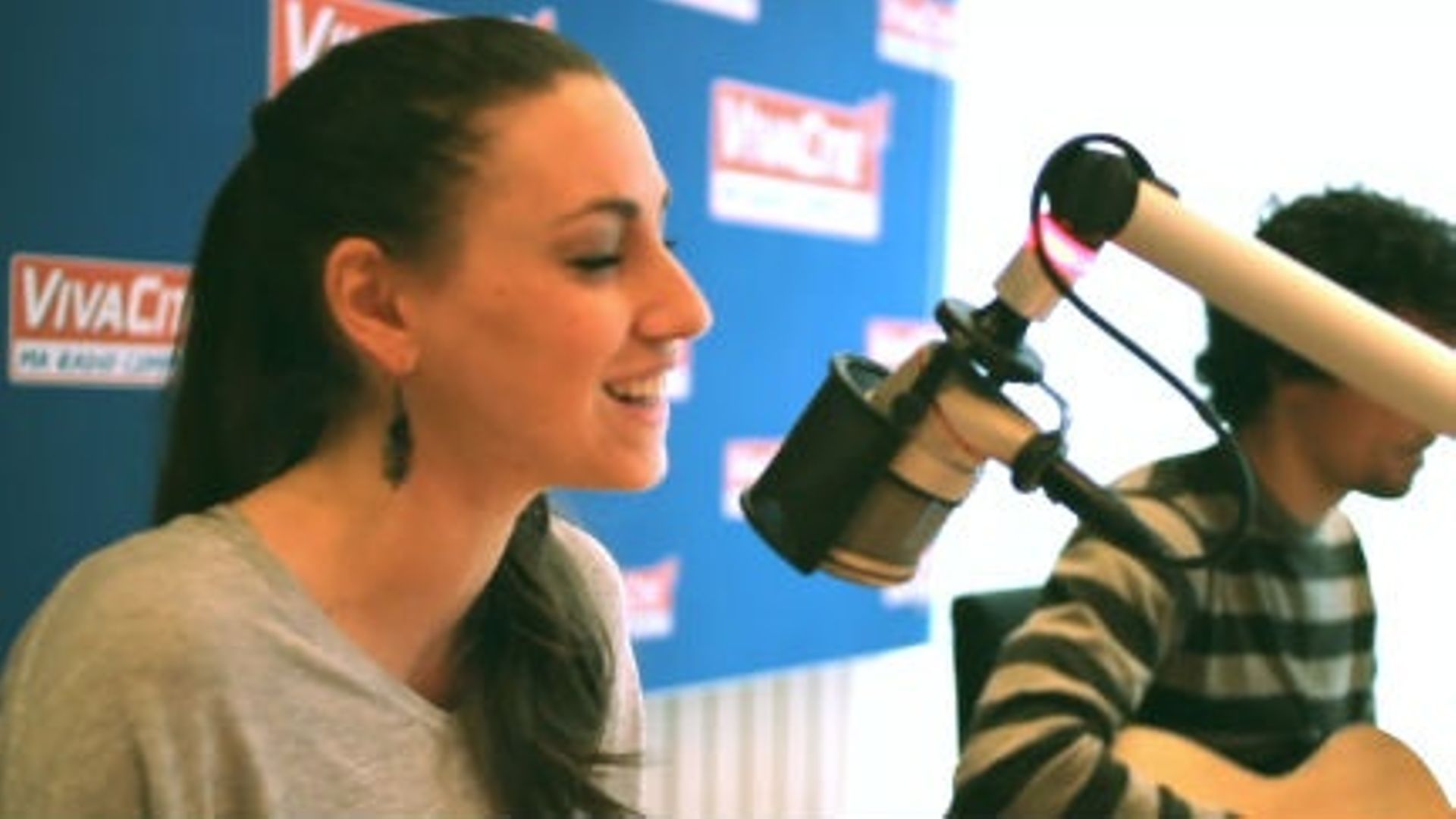 THE VOICE: Manon Hardy & Thomas Vereecke en acoustique. - RTBF Actus
