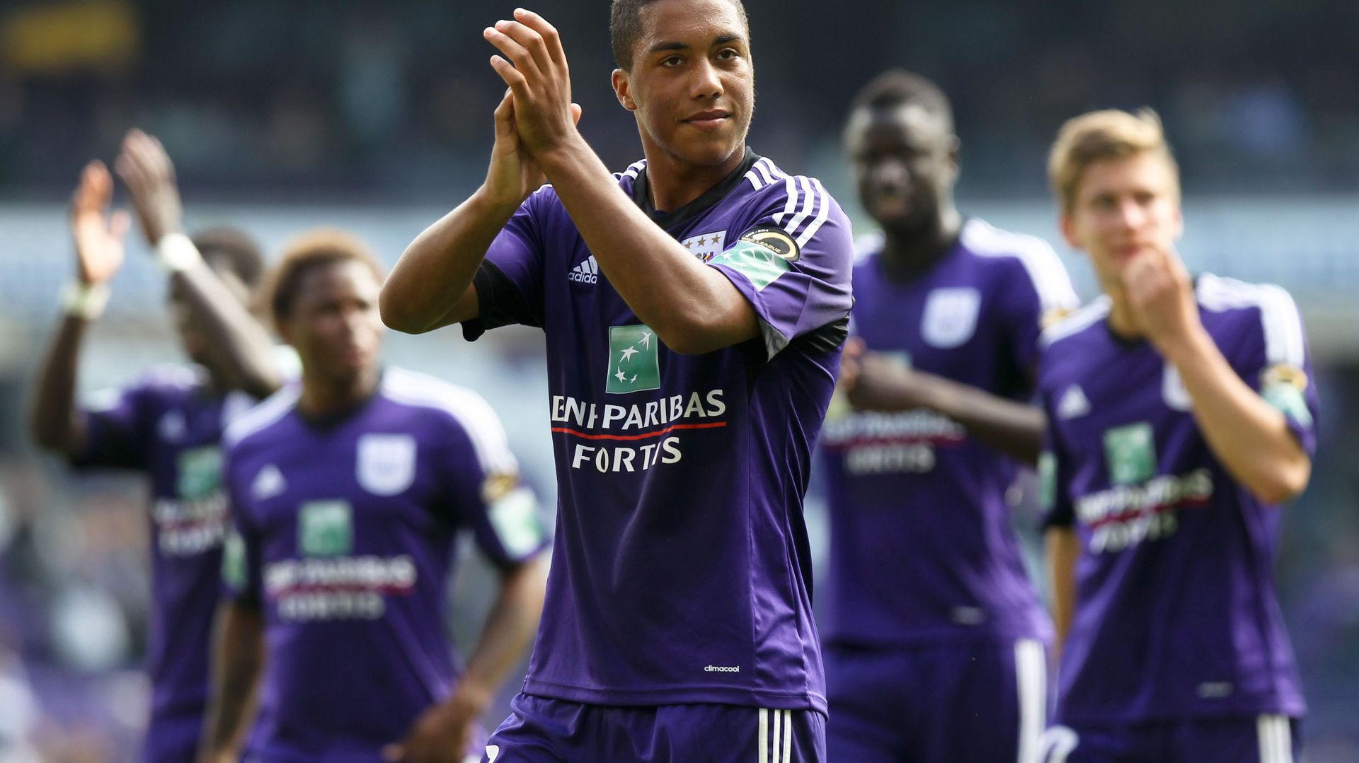 Tielemans poursuit sa chasse aux records