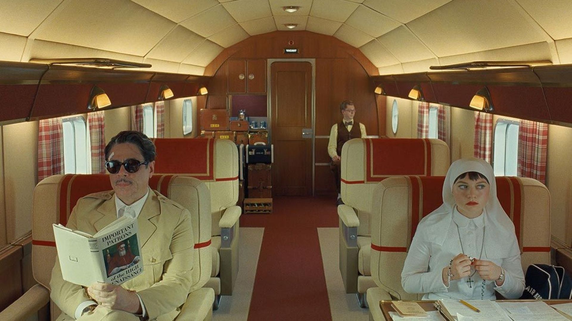 'Je suis choquée' : Joyce Jonathan cible de moqueries après une photo en bikini - RTBF Actus