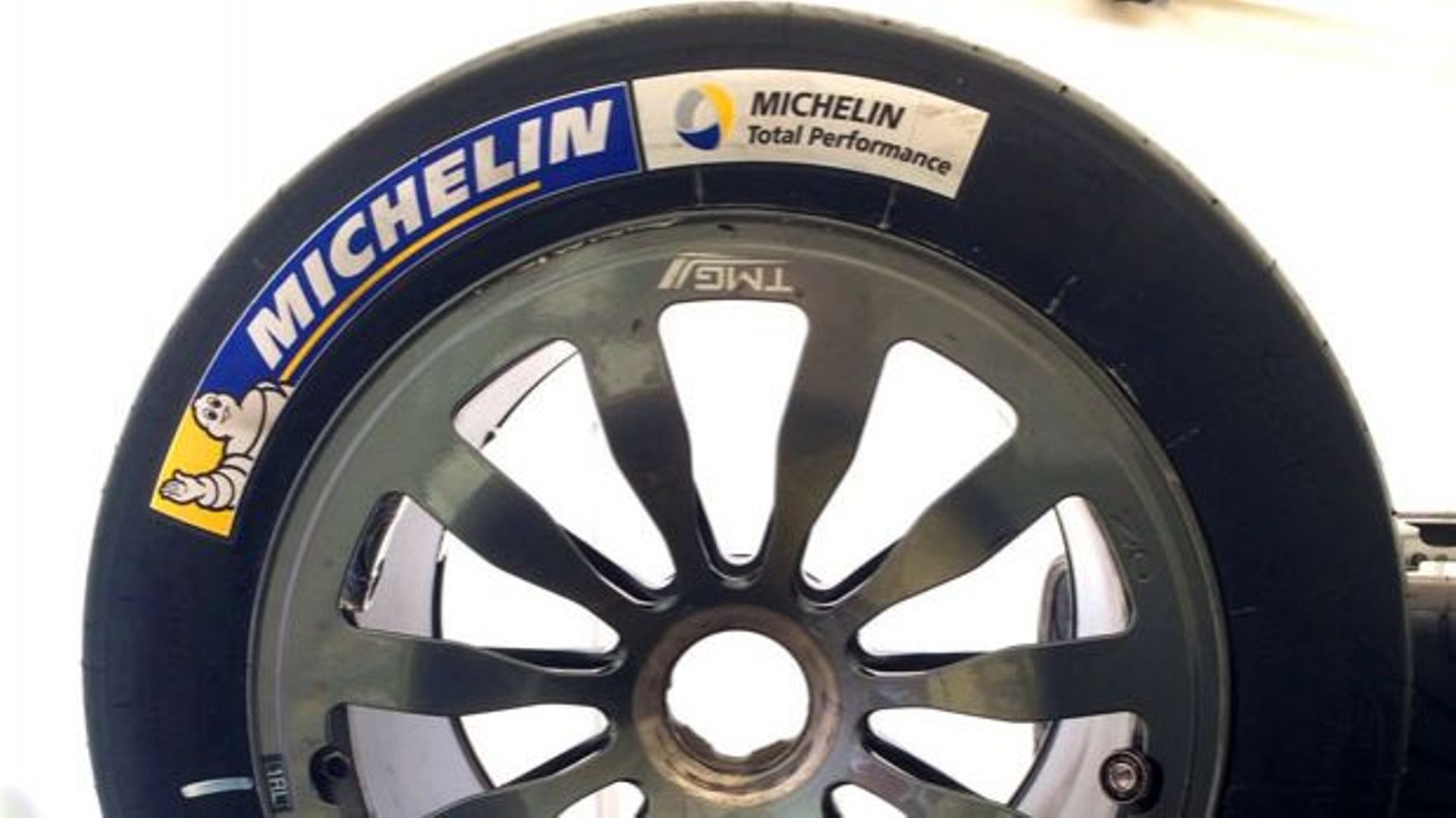 Michelin annonce son retour en Moto GP pour 2016 - RTBF Actus