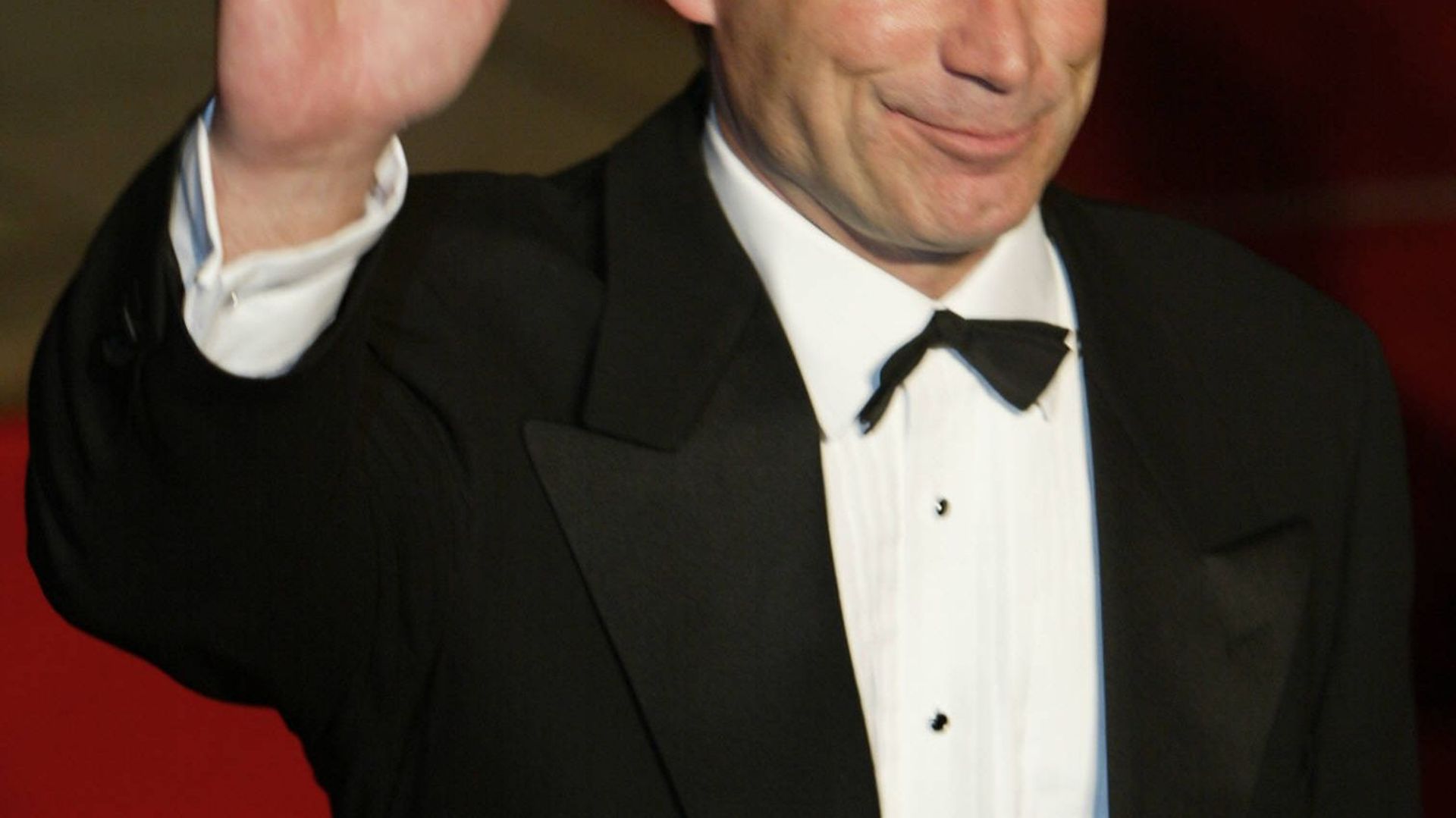 Timothy Dalton rejoint la série de Sam Mendes - RTBF Actus