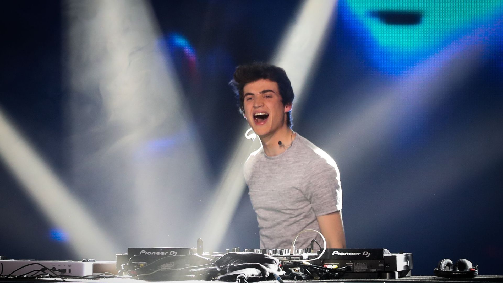 Henri PFR sur le titre 'Lockdown Music' : 'C'était une expérience ...