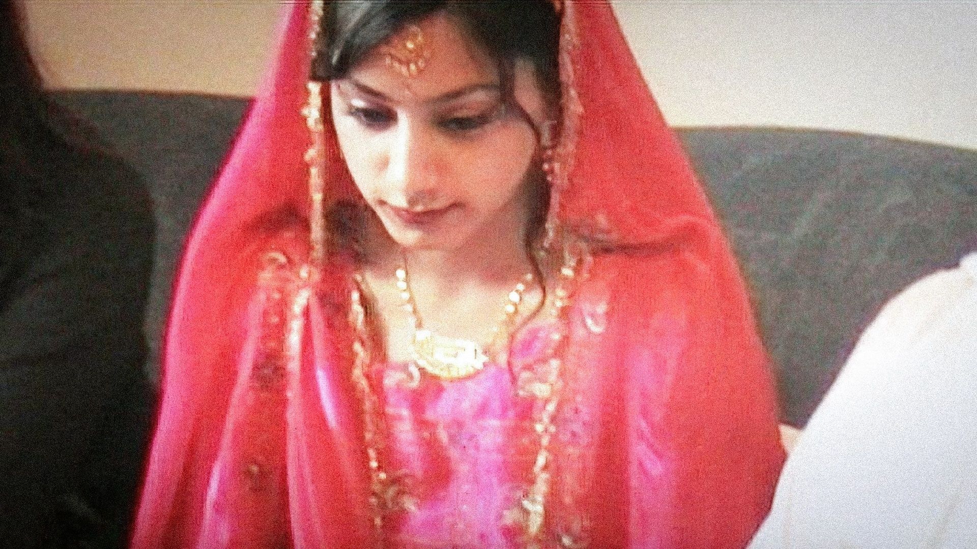 Affaire Sadia Sheikh : tuée par les siens pour avoir refusé un mariage forcé - RTBF Actus
