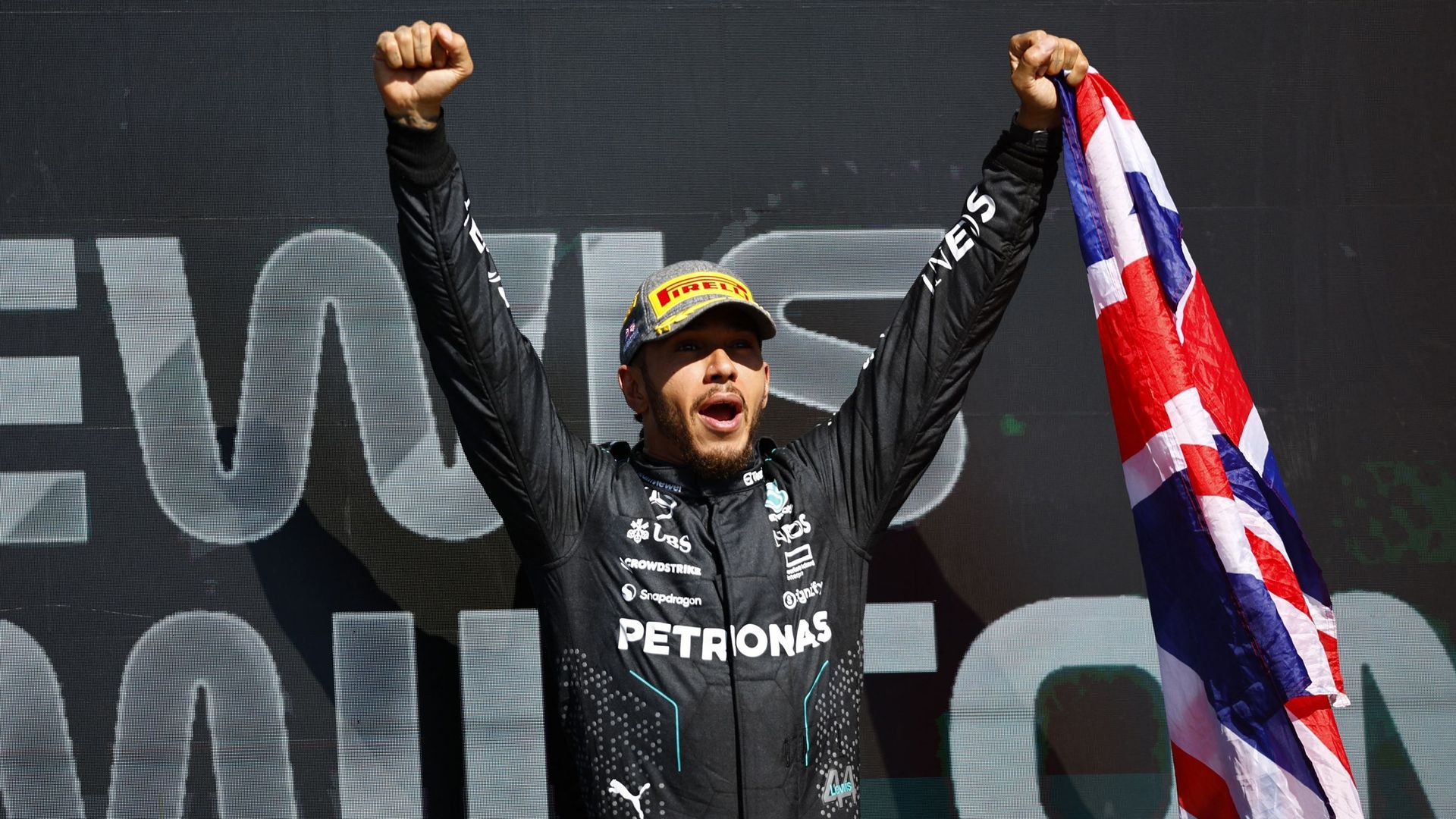 Une (très) longue attente et un record battu : pourquoi la victoire de Lewis Hamilton à ...