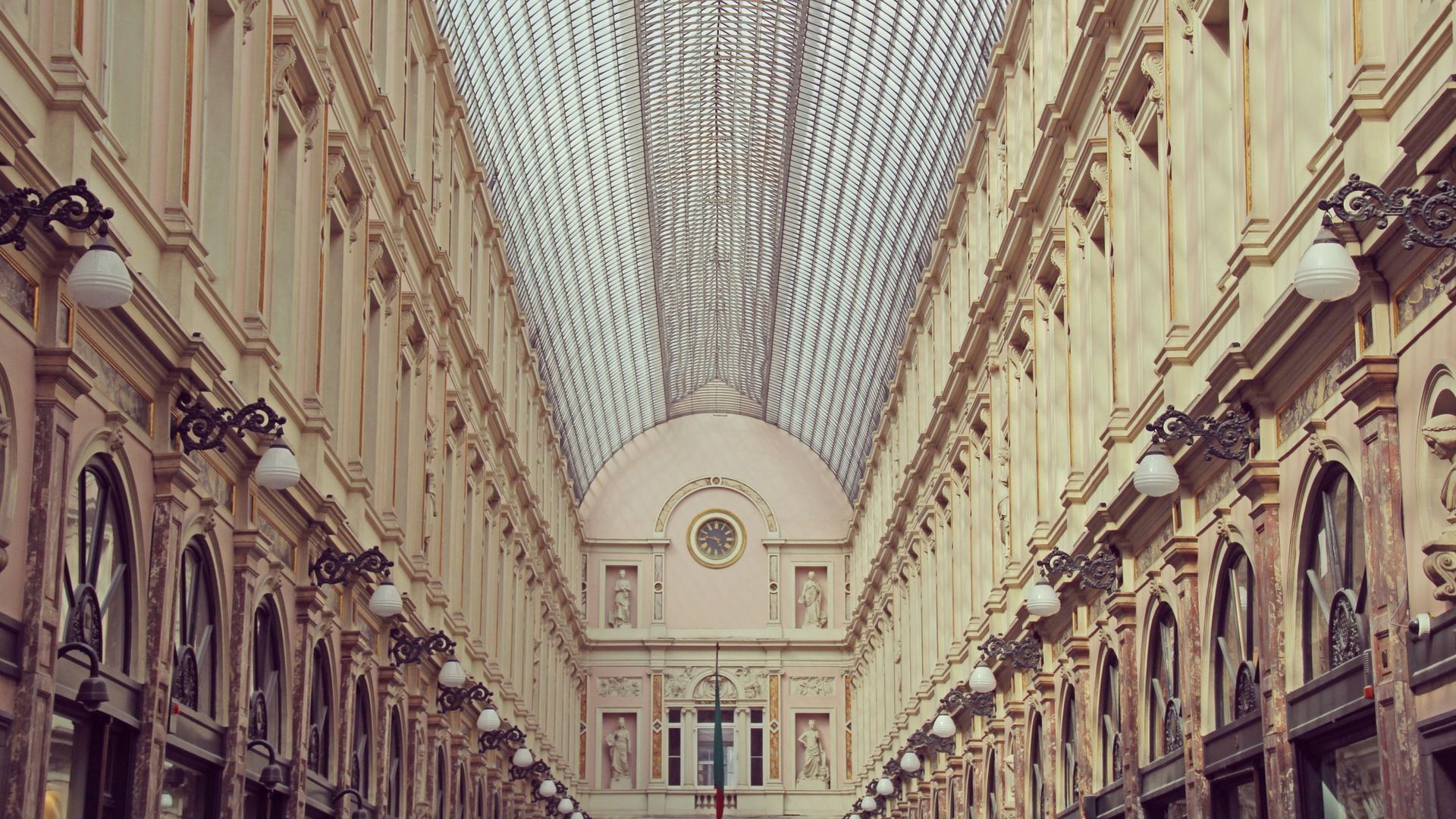 Les Galeries Royales Saint-Hubert, passage emblématique de Bruxelles ...
