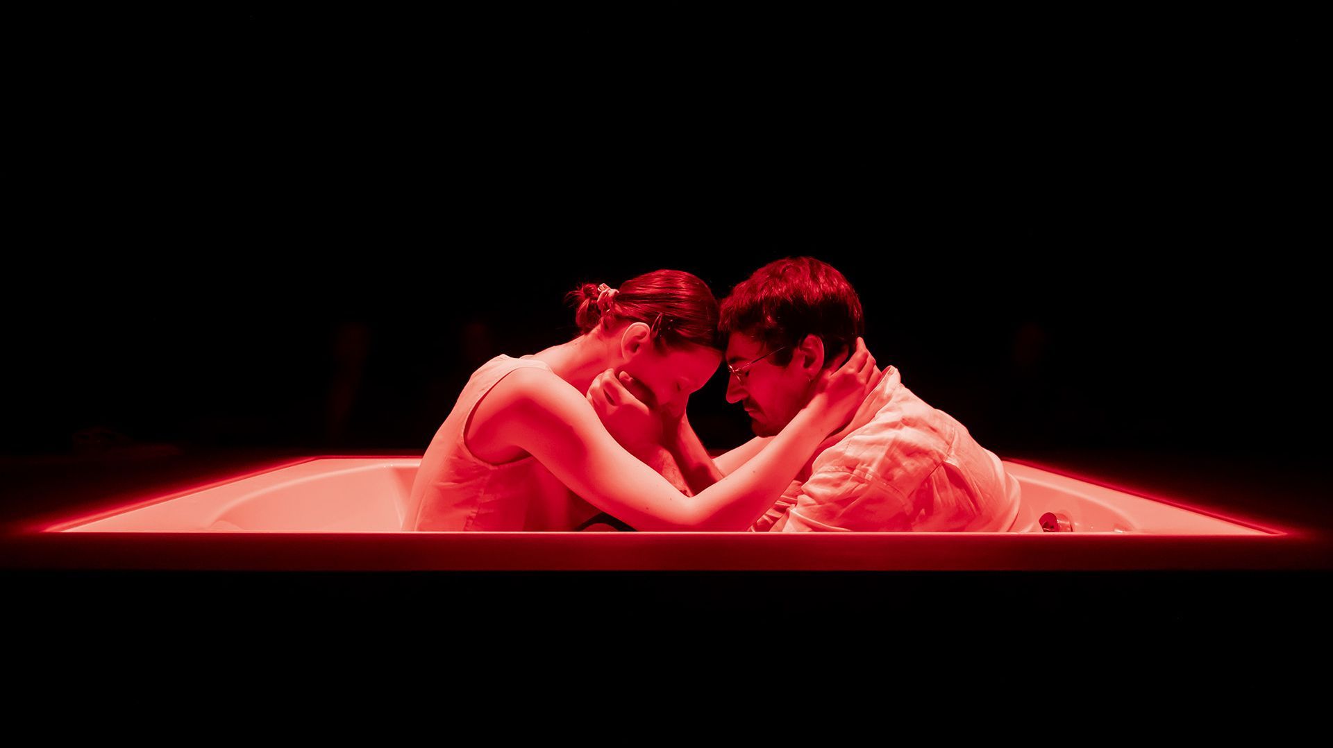 “Soleil” d'Armel Roussel : au Studio Varia et au Théâtre des Tanneurs, le public habite la ...