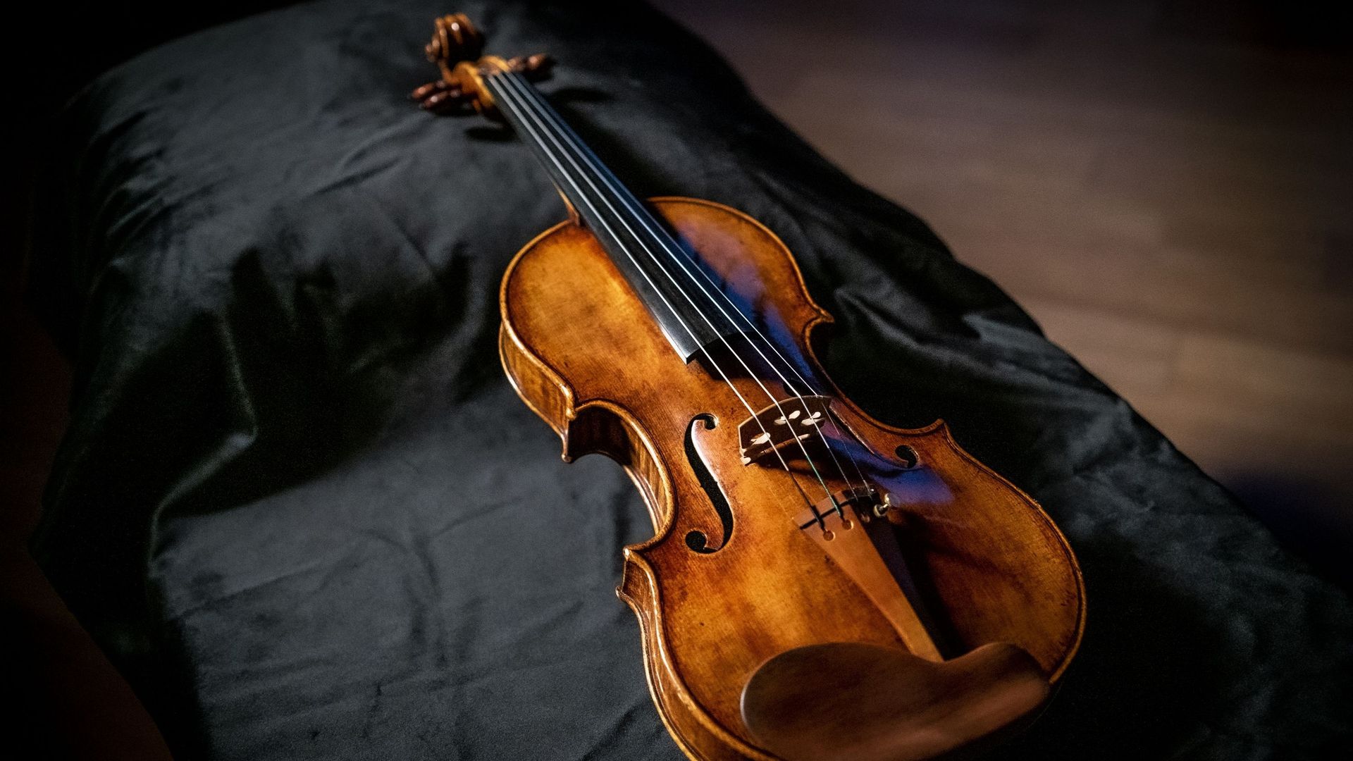 Un violon Stradivarius vendu pour 23 millions de dollars, un prix ...