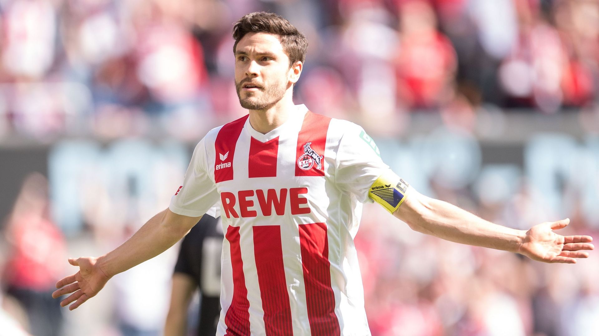 L'international allemand Jonas Hector prolonge au FC Cologne malgré la ...