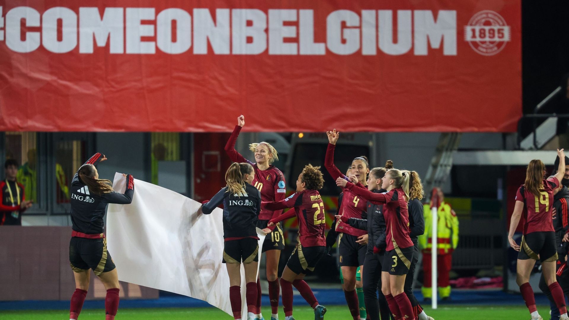Diables rouges : suivez Belgique-Italie en DAB + sur Viva Sport et ...
