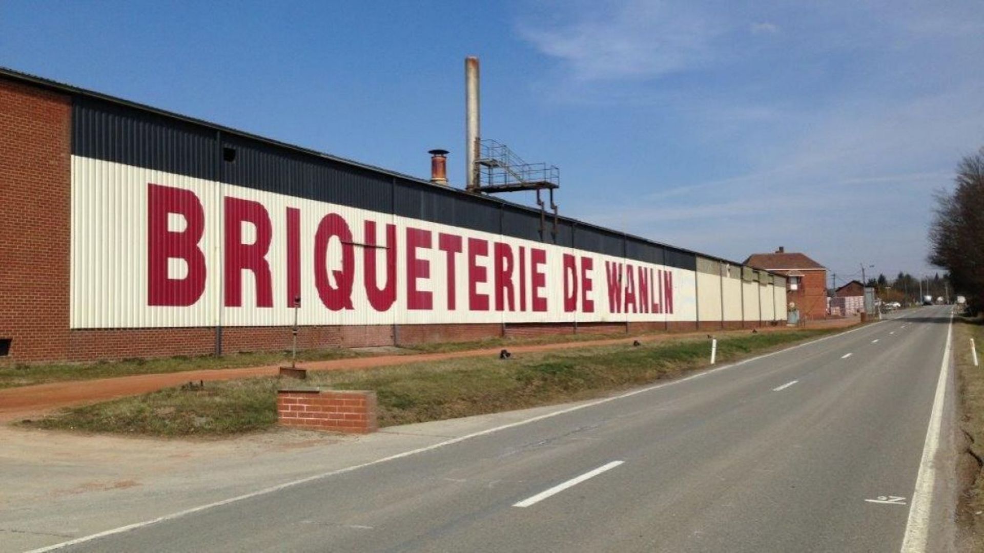 Les briques de Wanlin, c'est reparti, avec un nouvelle méthode - RTBF Actus