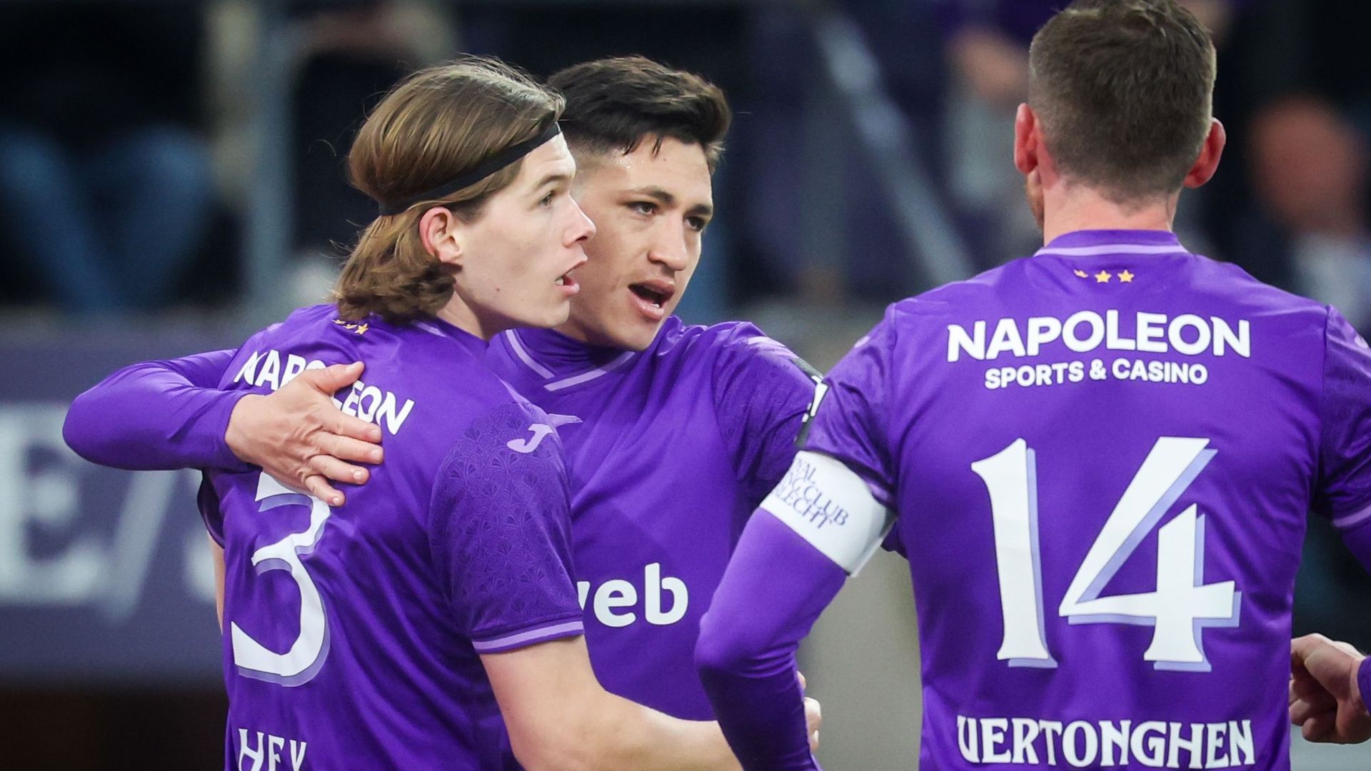 Le FC Bruges sort vainqueur d’un Topper à sens unique face à Anderlecht ...