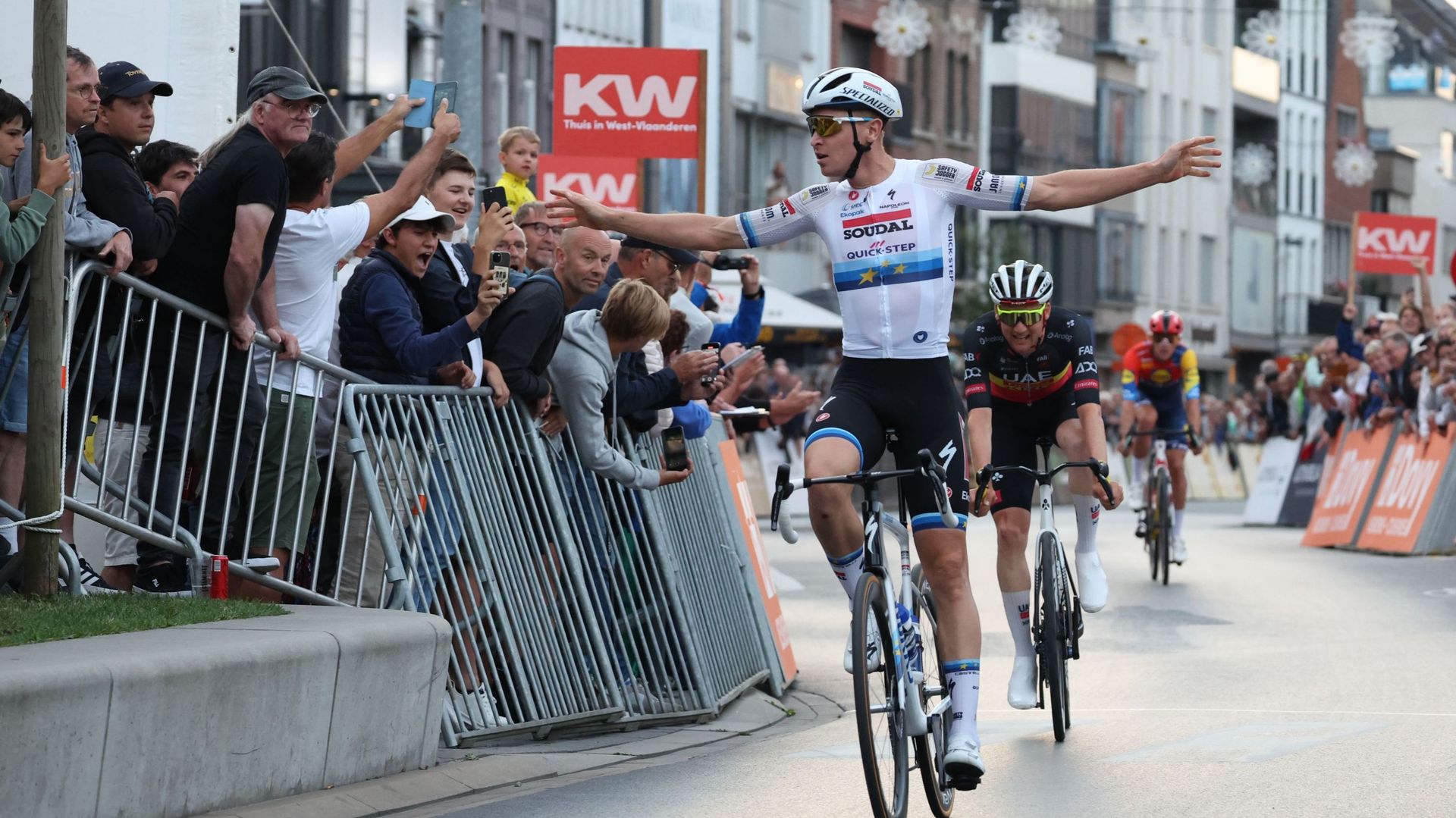 Critérium d’après-Tour – Tim Merlier s’impose au sprint devant Tim ...
