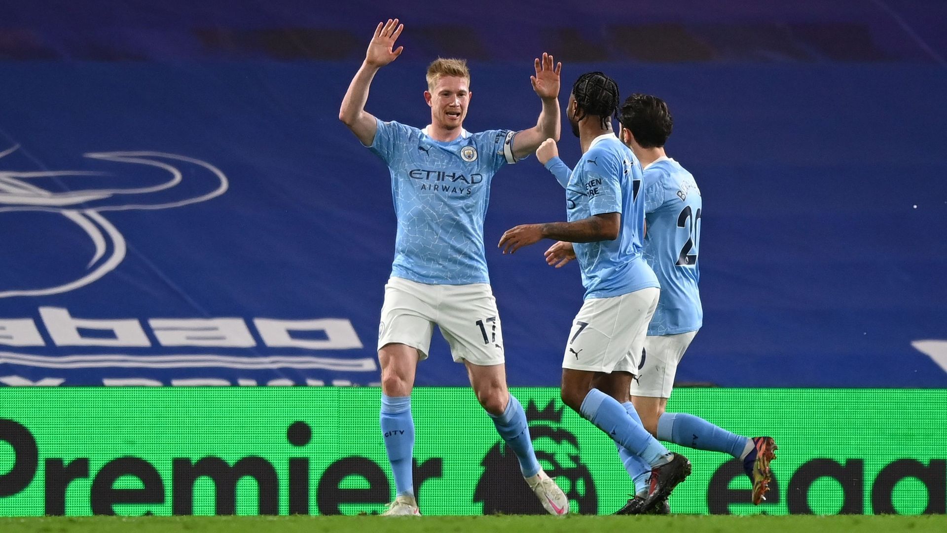 Kevin De Bruyne aligné en faux N.9 à Chelsea : 'Bizarre' pour KDB, une ...