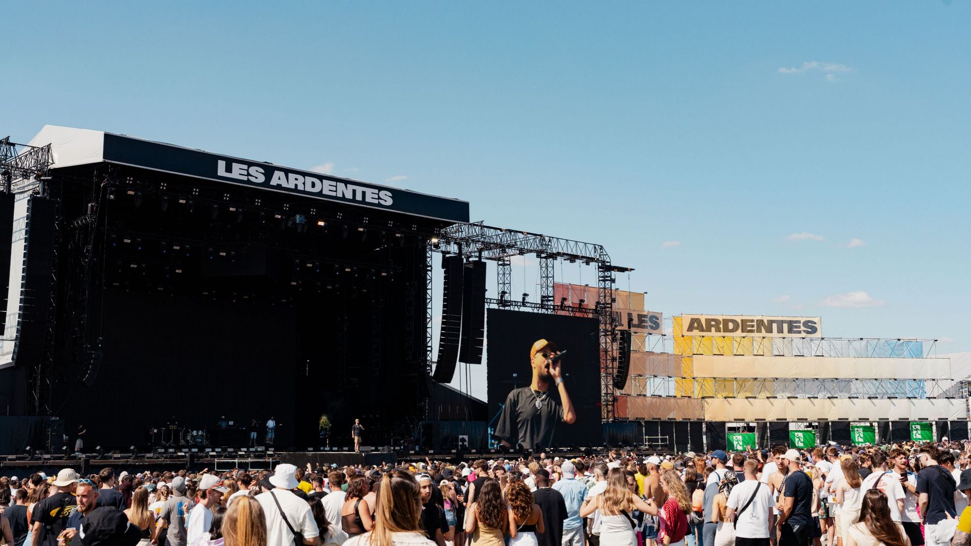 Drake en concert en Belgique : est-il toujours le roi du rap en 2025 ? - RTBF Actus