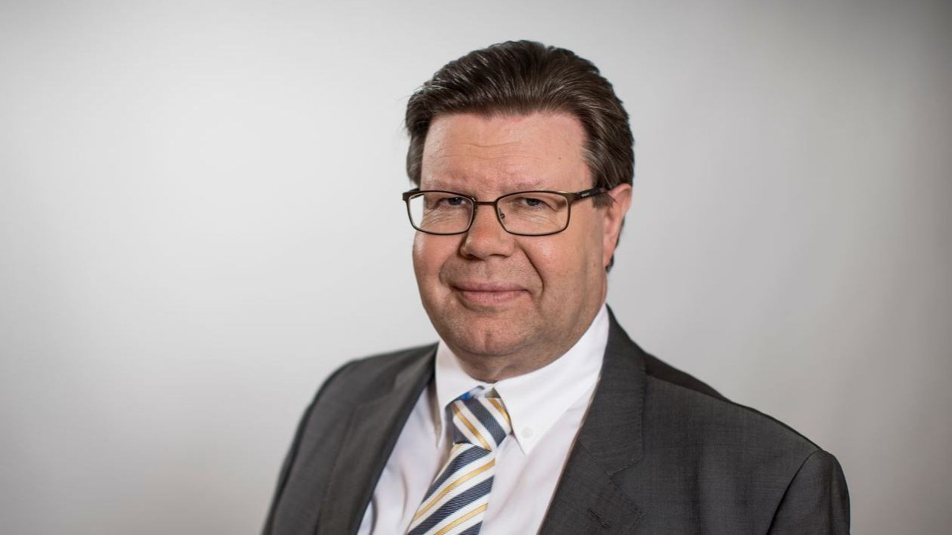 Koen Degroote, député fédéral N-VA, au colloque du fasciste Van Severen ...