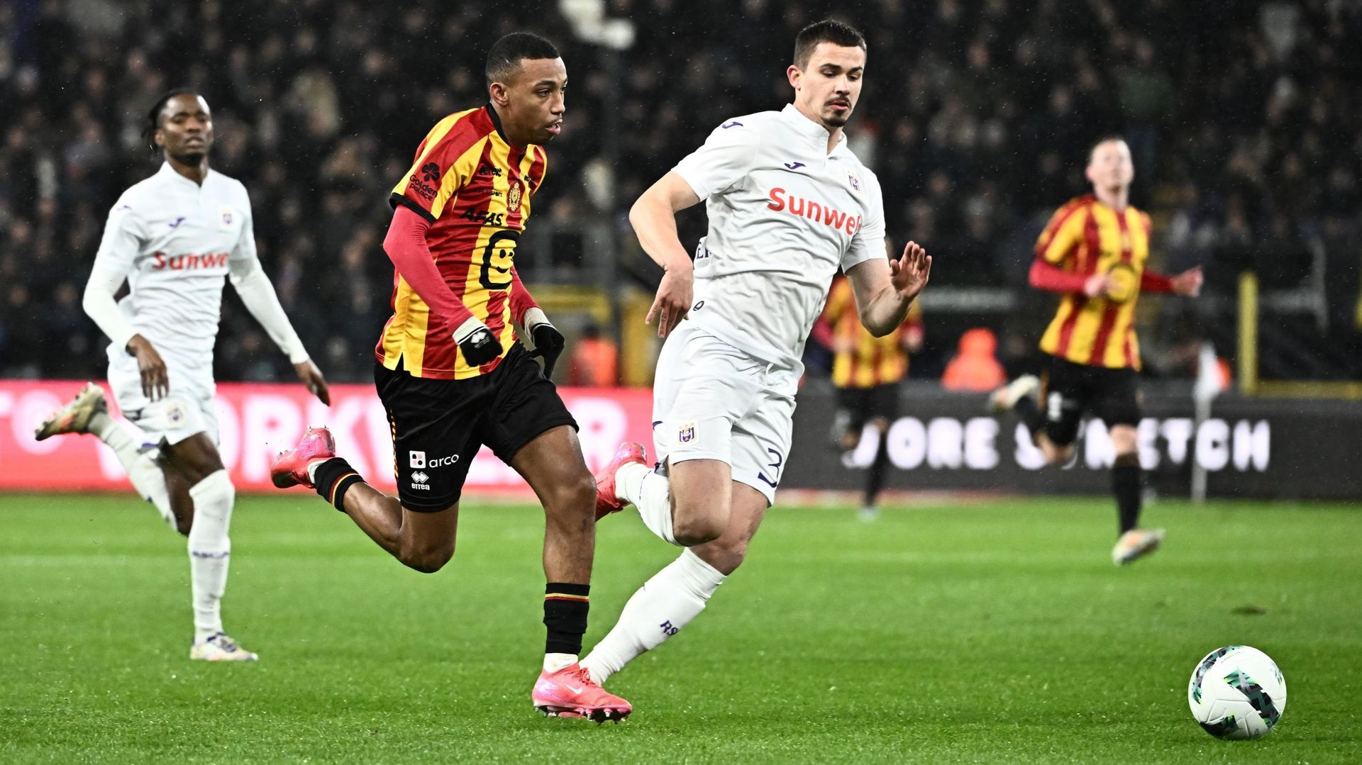 Jan Vertonghen enfin de retour avec Anderlecht après 6 mois d’absence : 'J’étais nerveux mais j ...