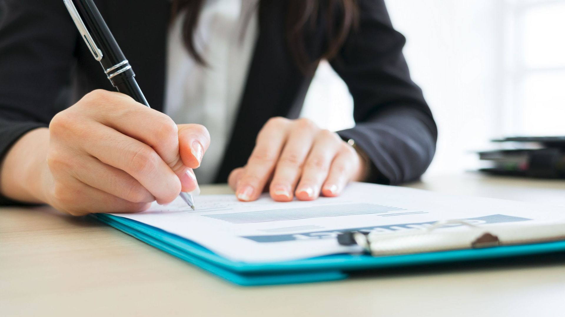 Actiris a reçu plus de 200 signalements de discrimination à l'embauche ...