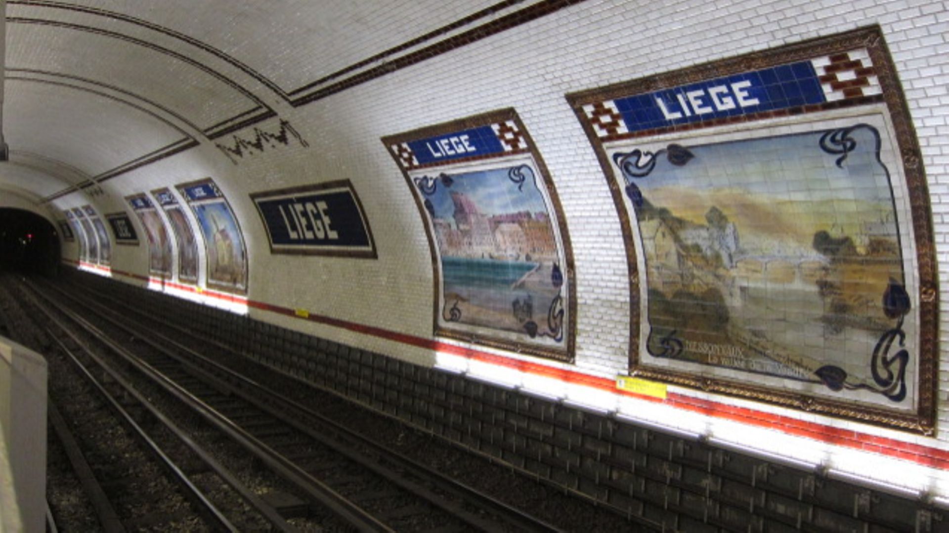 Inauguration du nouvel aménagement culturel de la station de métro ...
