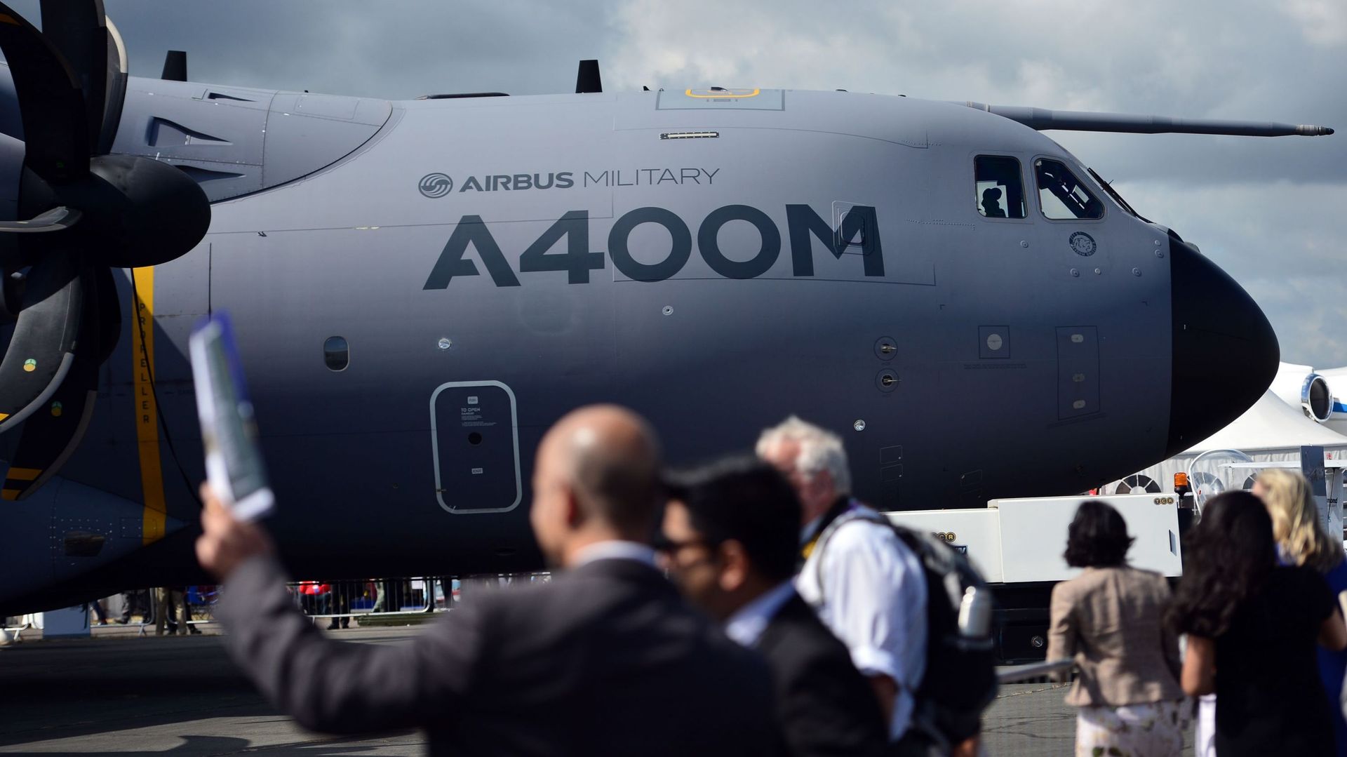 L'Airbus A400M immobilisé par plusieurs clients après le crash de ...