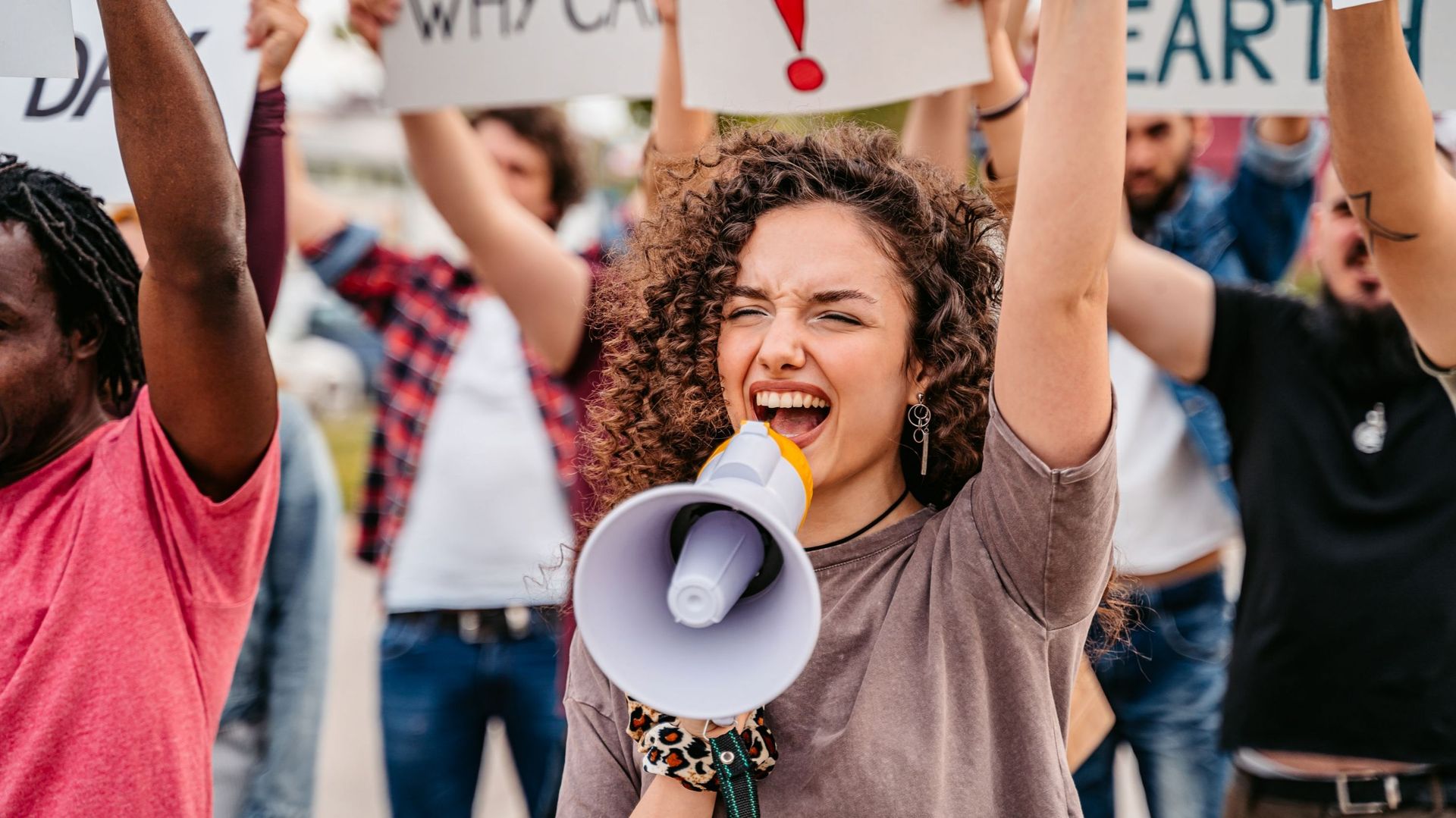 'QR le débat' : accord de Pâques… Qu’est-ce qui cloche ? Revivez notre ...