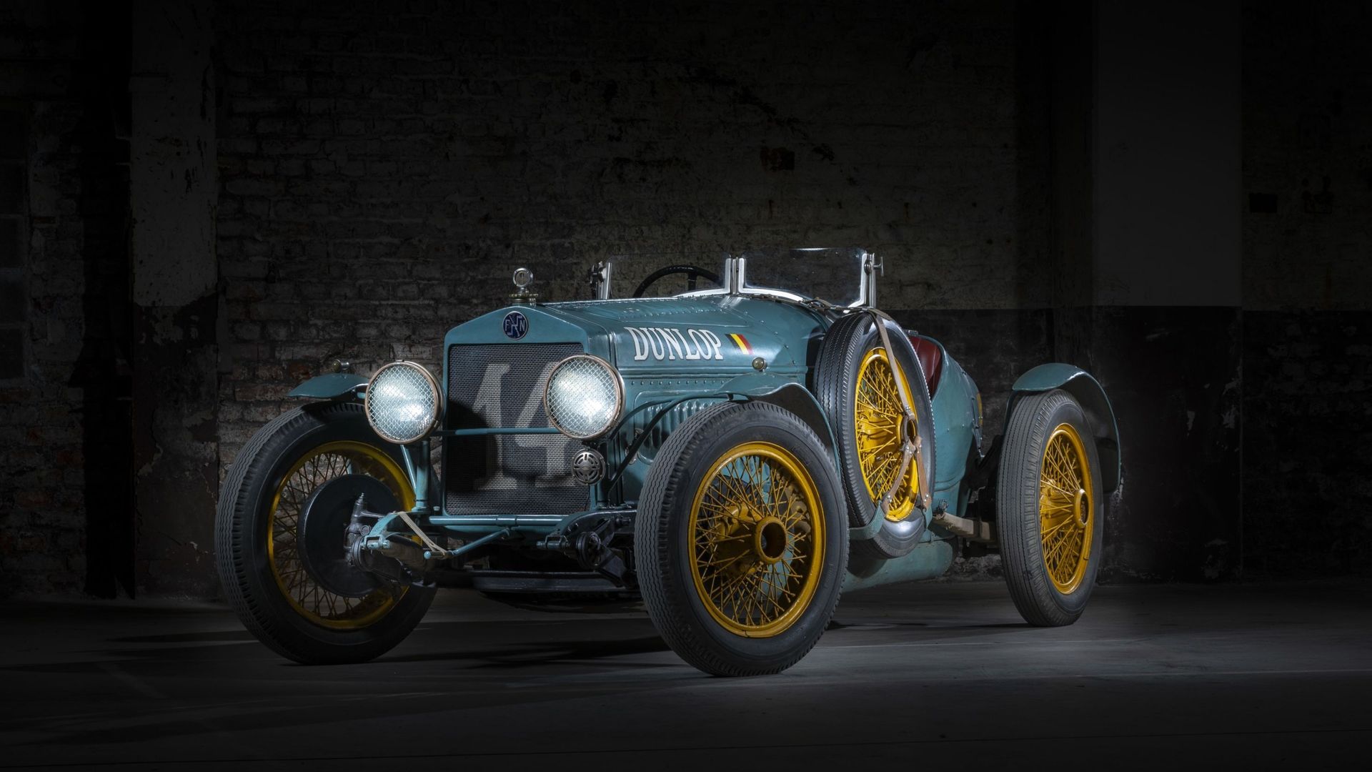 Liège : les députés wallons en visite à la FN Herstal - RTBF Actus