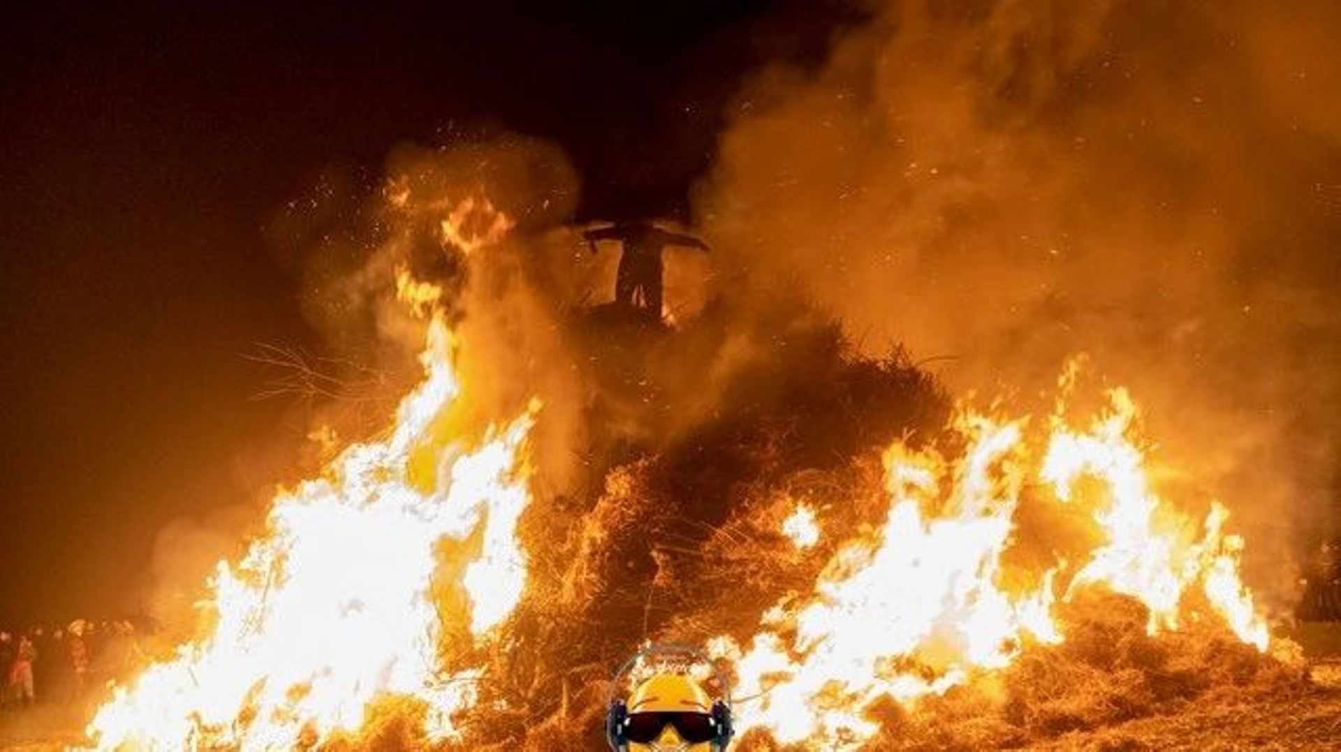 Des flammes et des traditions : plongez dans l’univers des Grands Feux ...