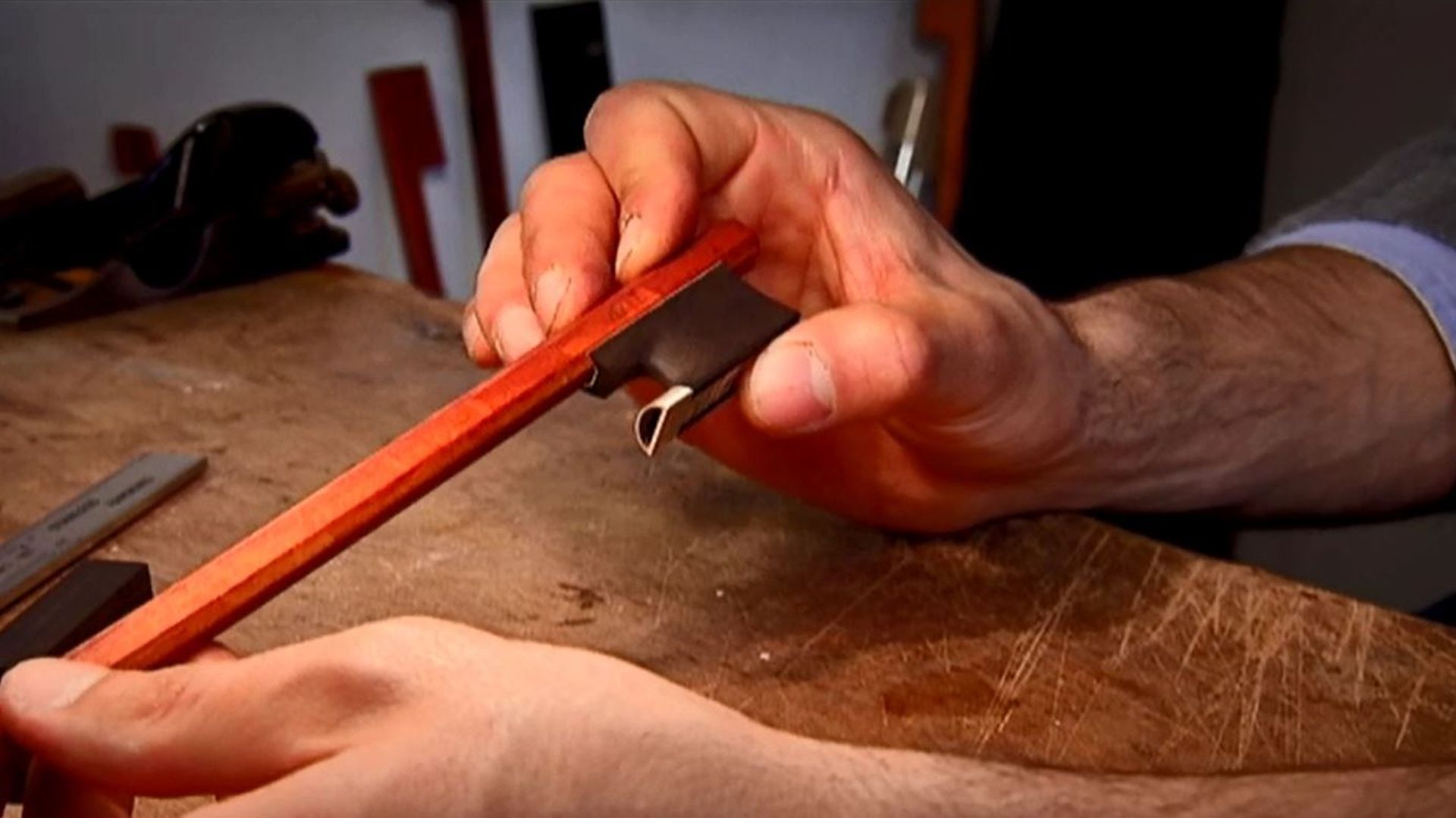 Rencontre avec un archetier contemporain - RTBF Actus