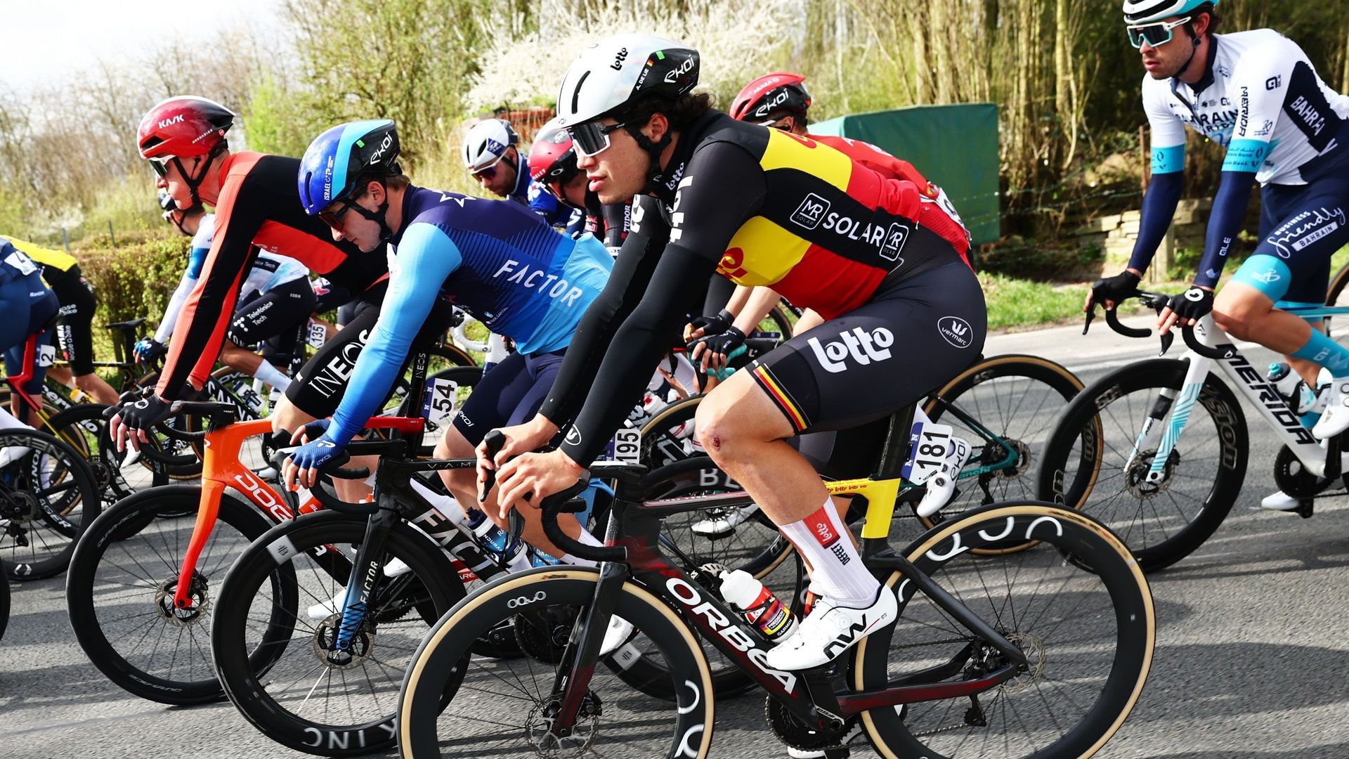 'C’est intéressant d’avoir une présence féminine' : Cameron ...