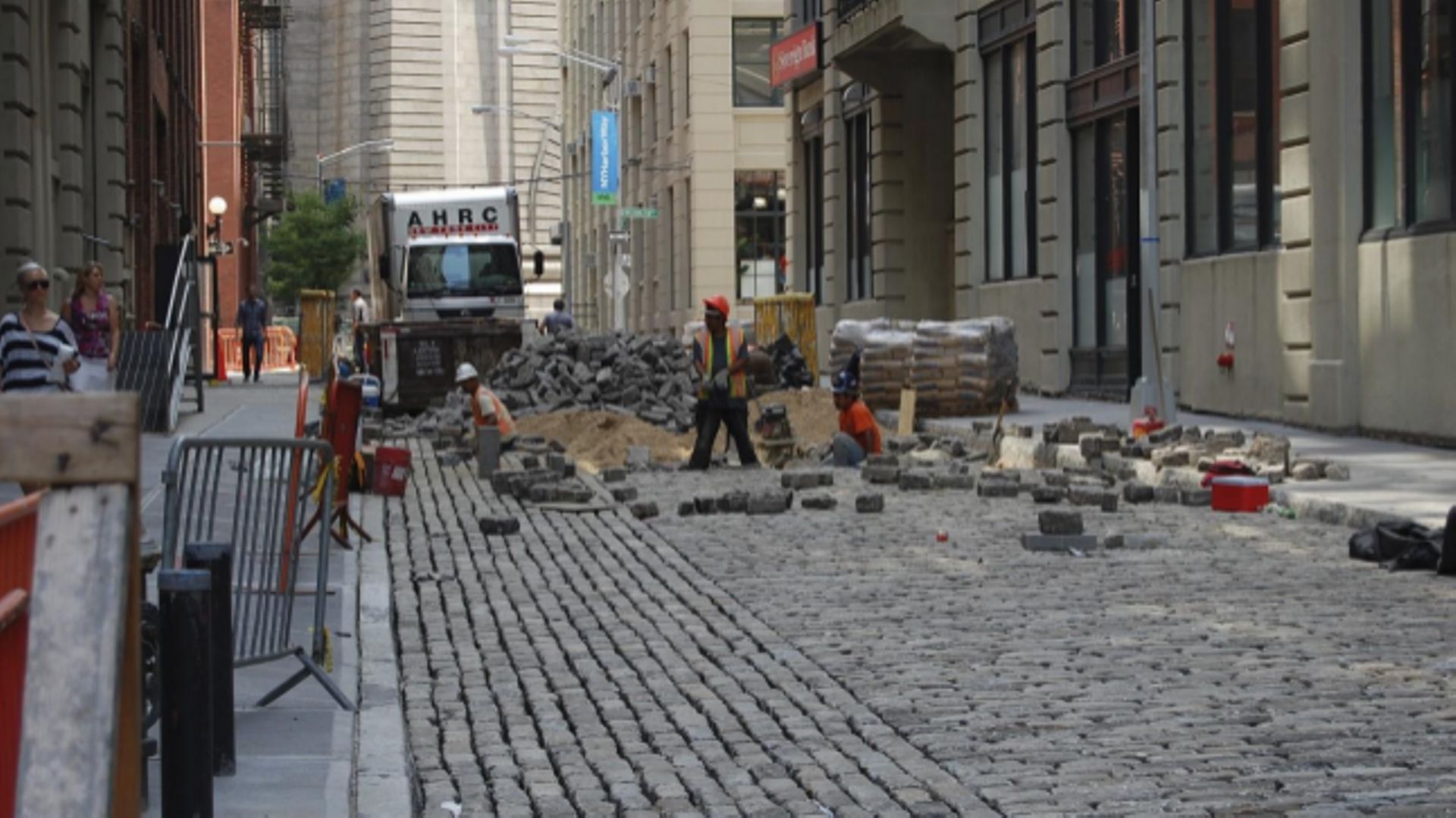 New York City restaure les 'Belgian block streets' - RTBF Actus
