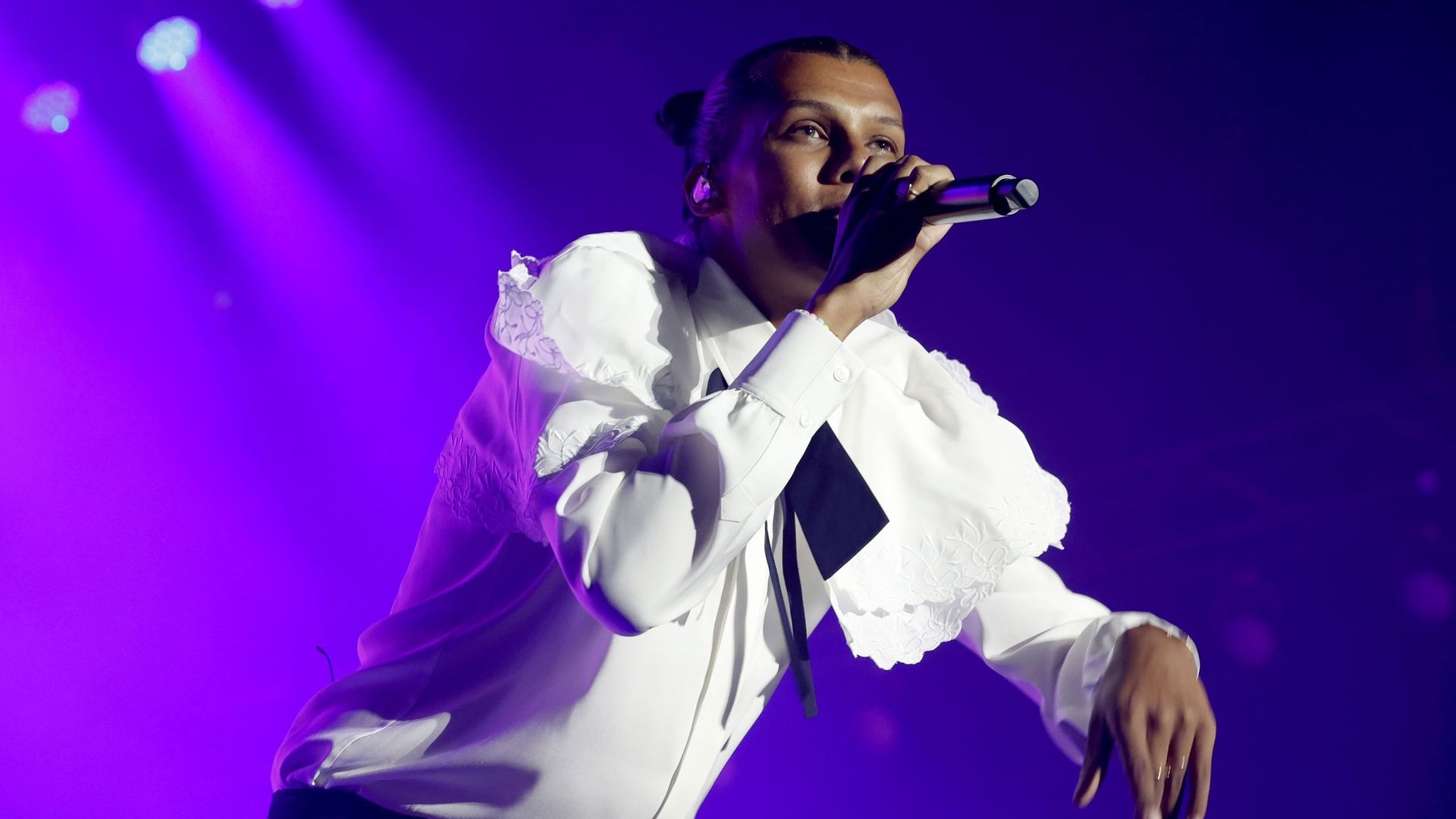 'Multitude' : le dernier album de Stromae certifié triple disque de ...