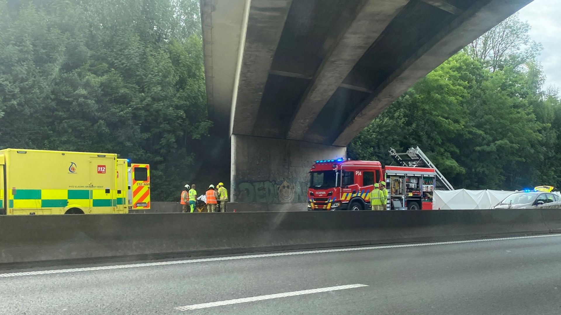 Un mort et deux blessés entre la vie et la mort dans un accident sur le ring de Bruxelles - RTBF ...