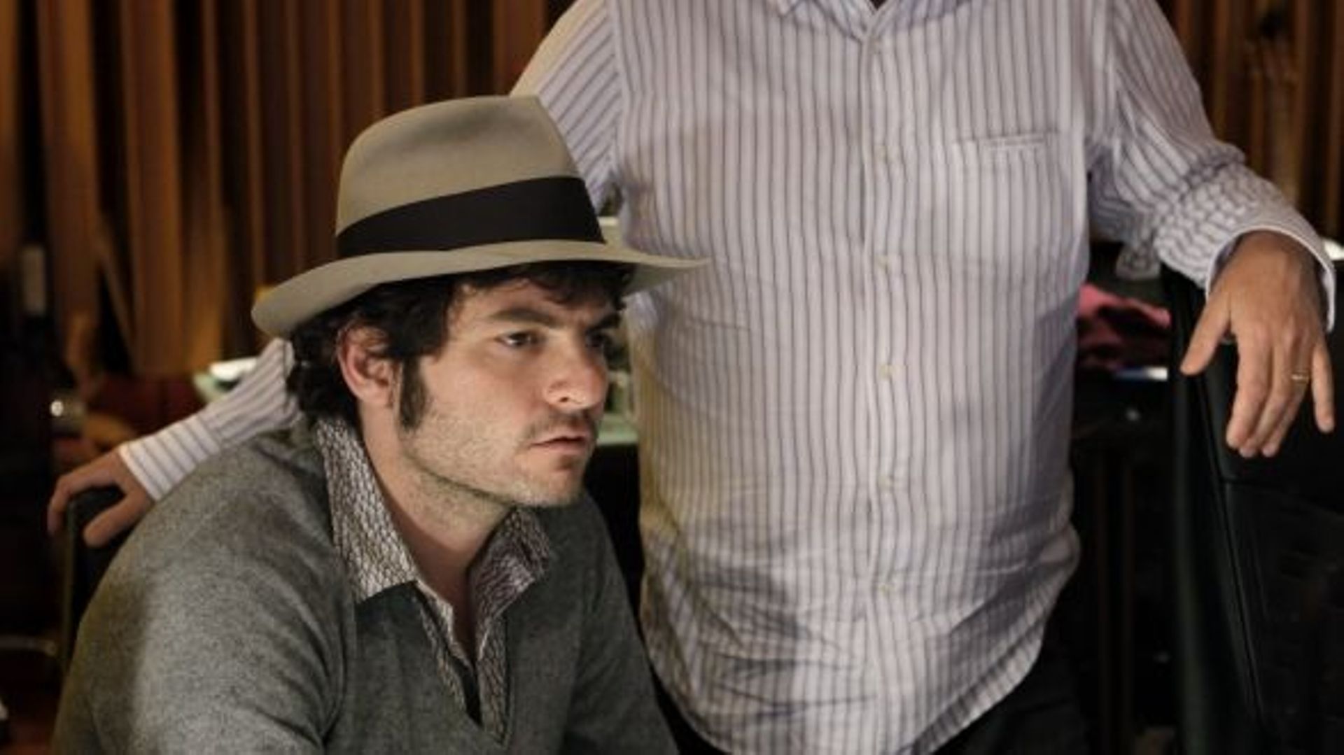 Louis Chedid présente son nouvel album dans D6bels On Stage : interview ...